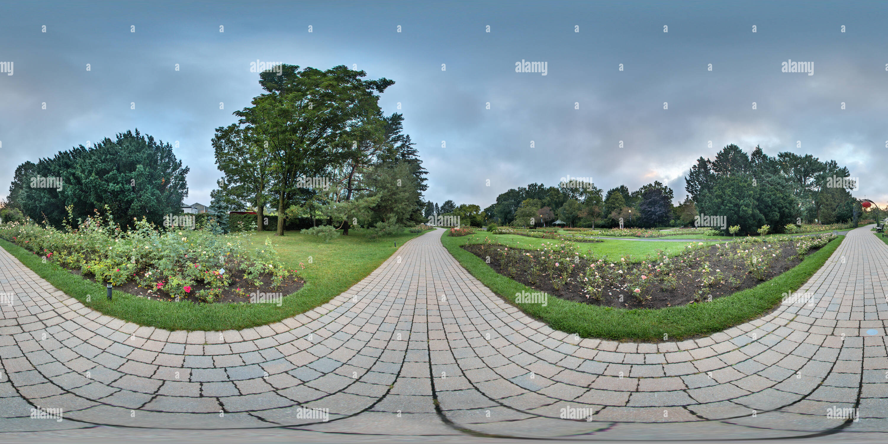 360° view of Chinese Garden - Botanical Garden MTL - Alamy