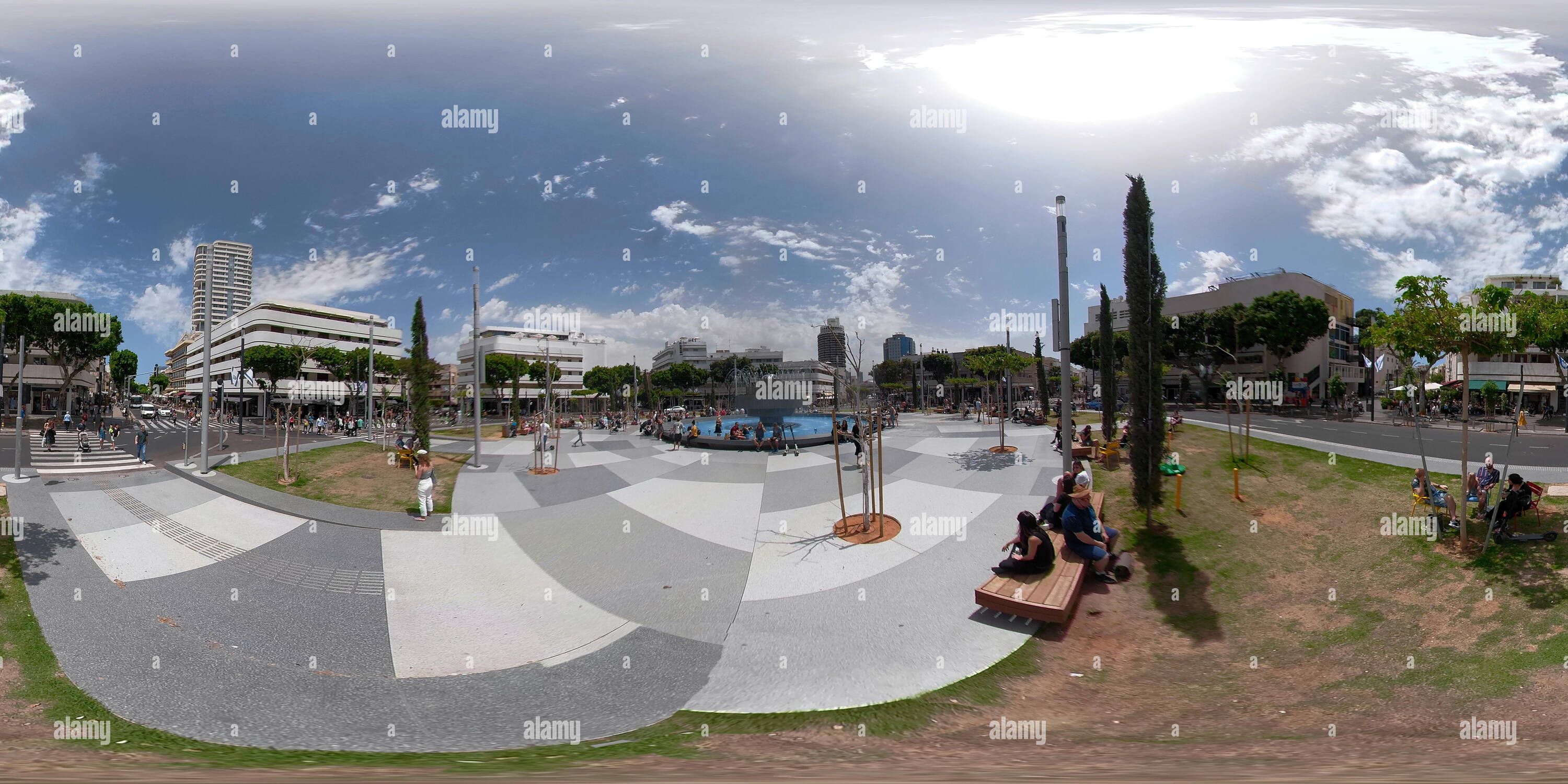 Dizengoff sq hi-res stock photography and images - Alamy