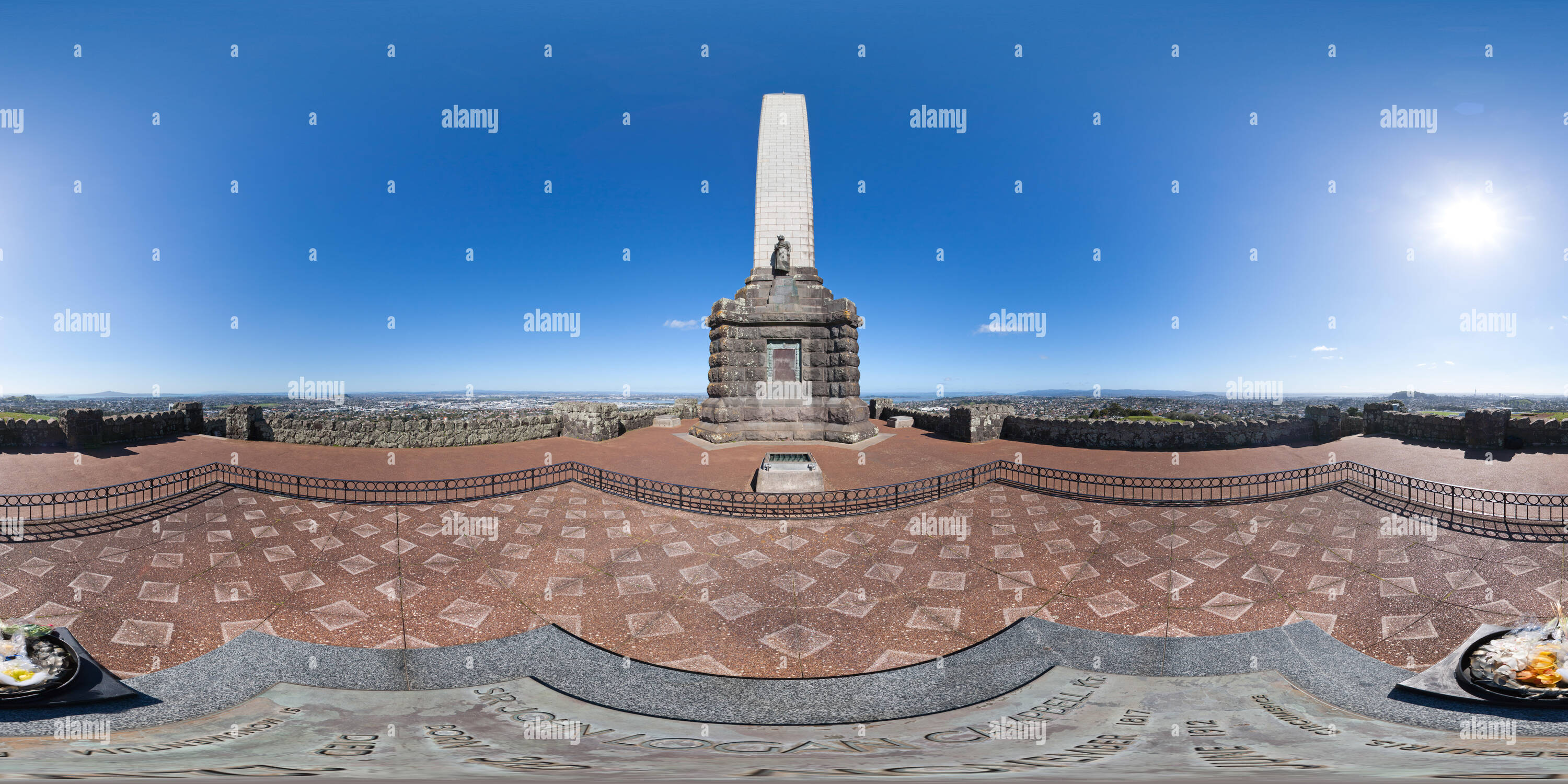 360 panorama city hi-res stock photography and images - Alamy