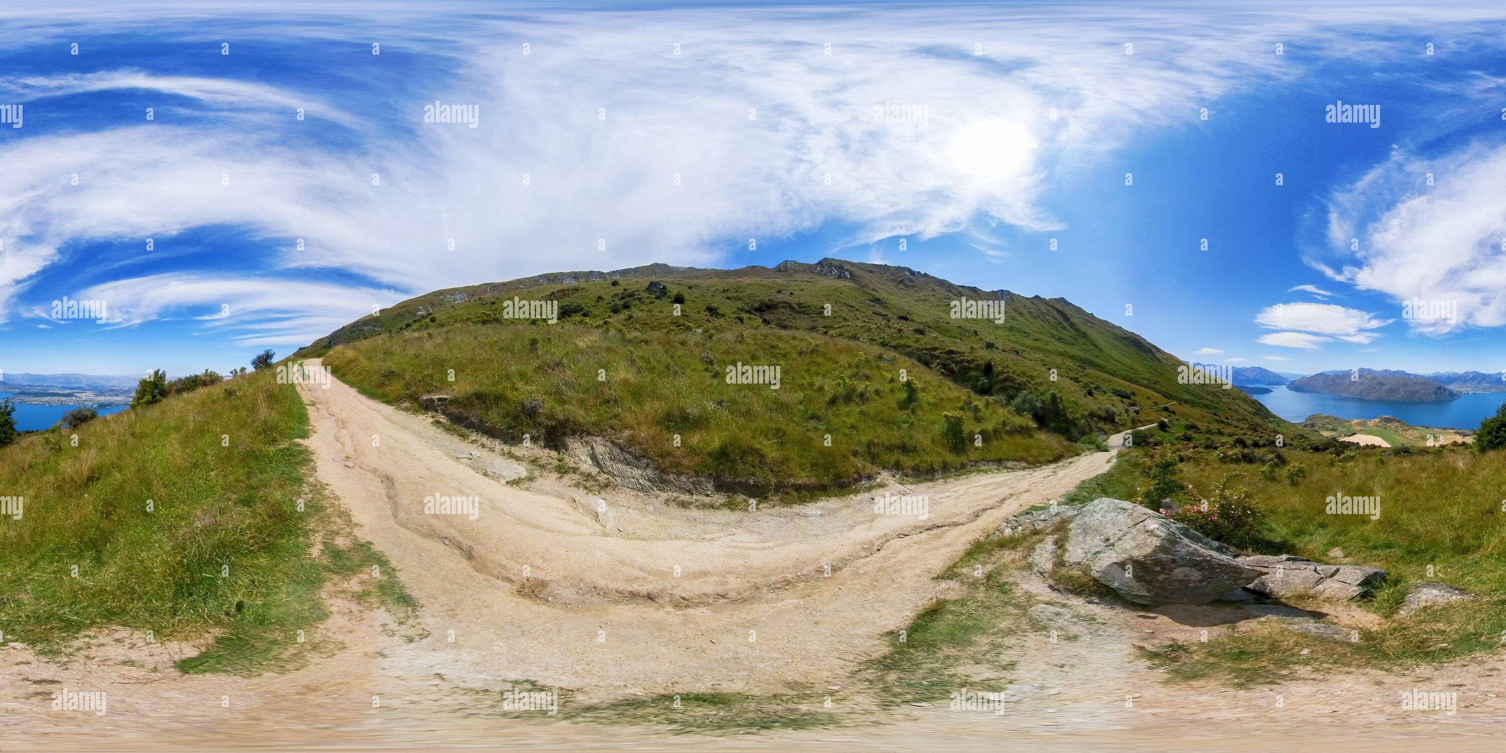 360° view of Lake Hawea, Roys Peak track, Wanaka, South Island, New ...