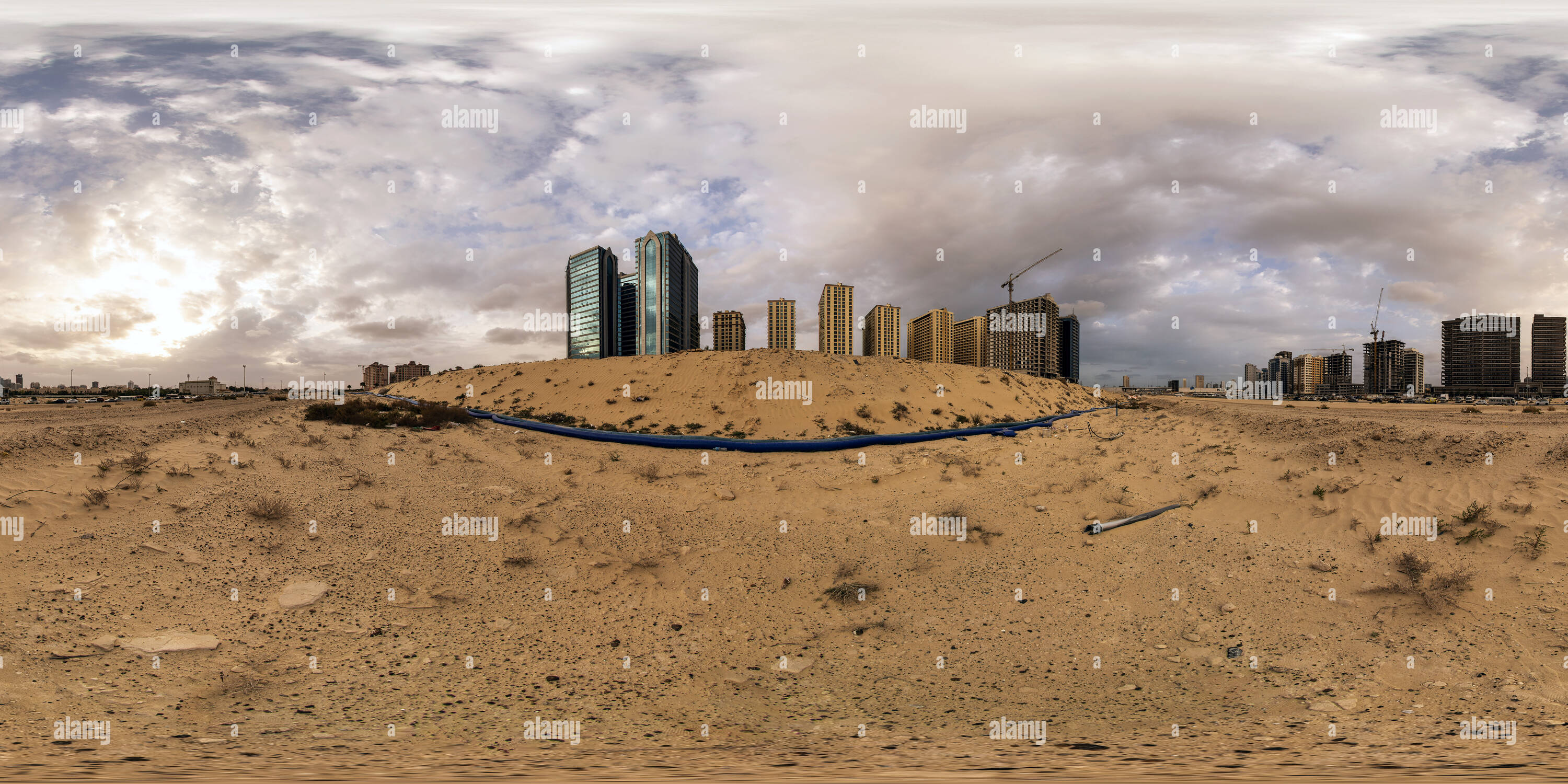 360° view of Desert City Dubai(沙漠之城杜拜),Dubai, UAE - Alamy