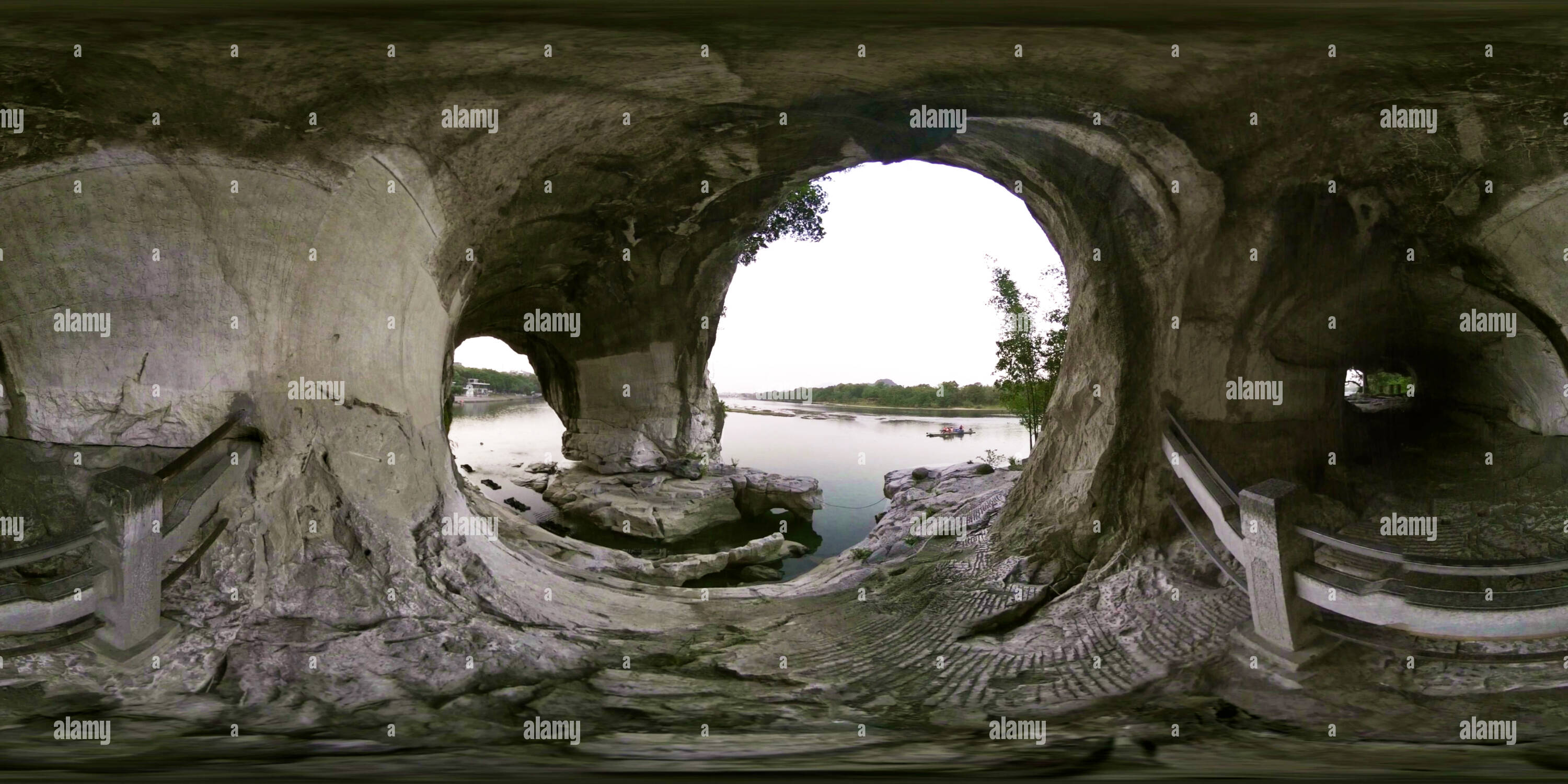 360° view of Elephant Hill in Guilin - Alamy