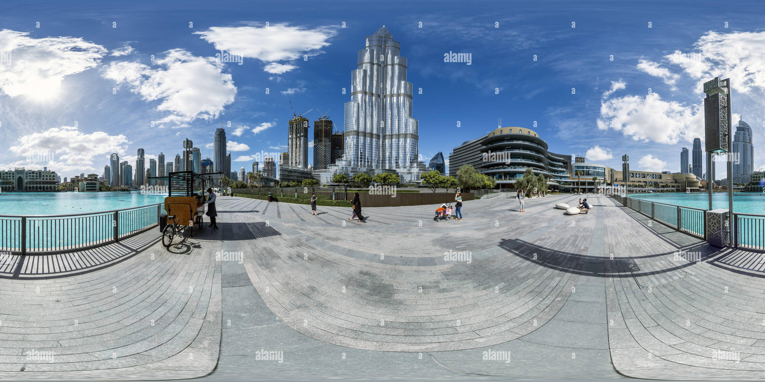 360° view of World's Tallest Building--Burj Khalifa(世界第一高樓哈里法塔), Dubai ...