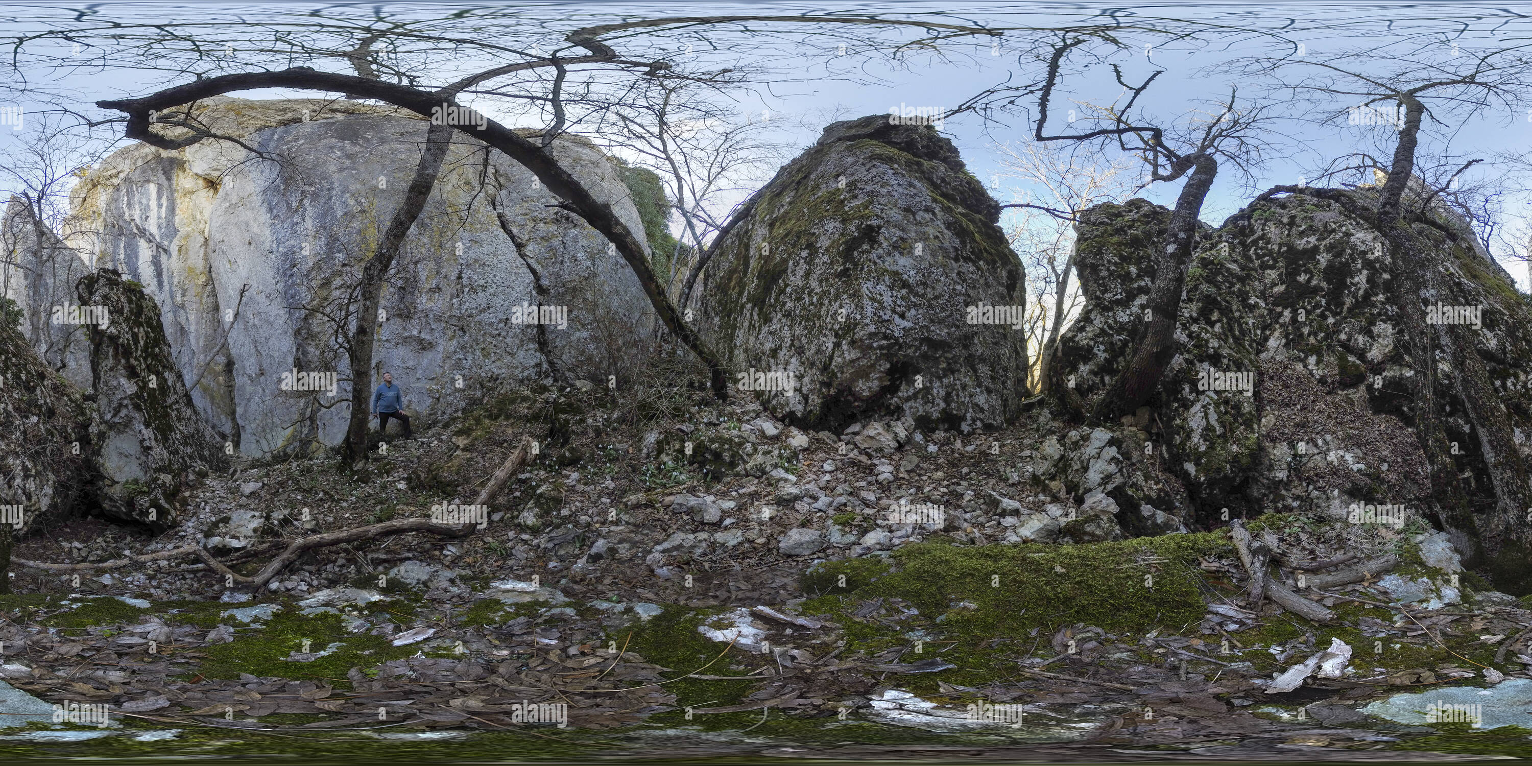 360° view of Скалы Треугольник. Rocks Triangle - Alamy