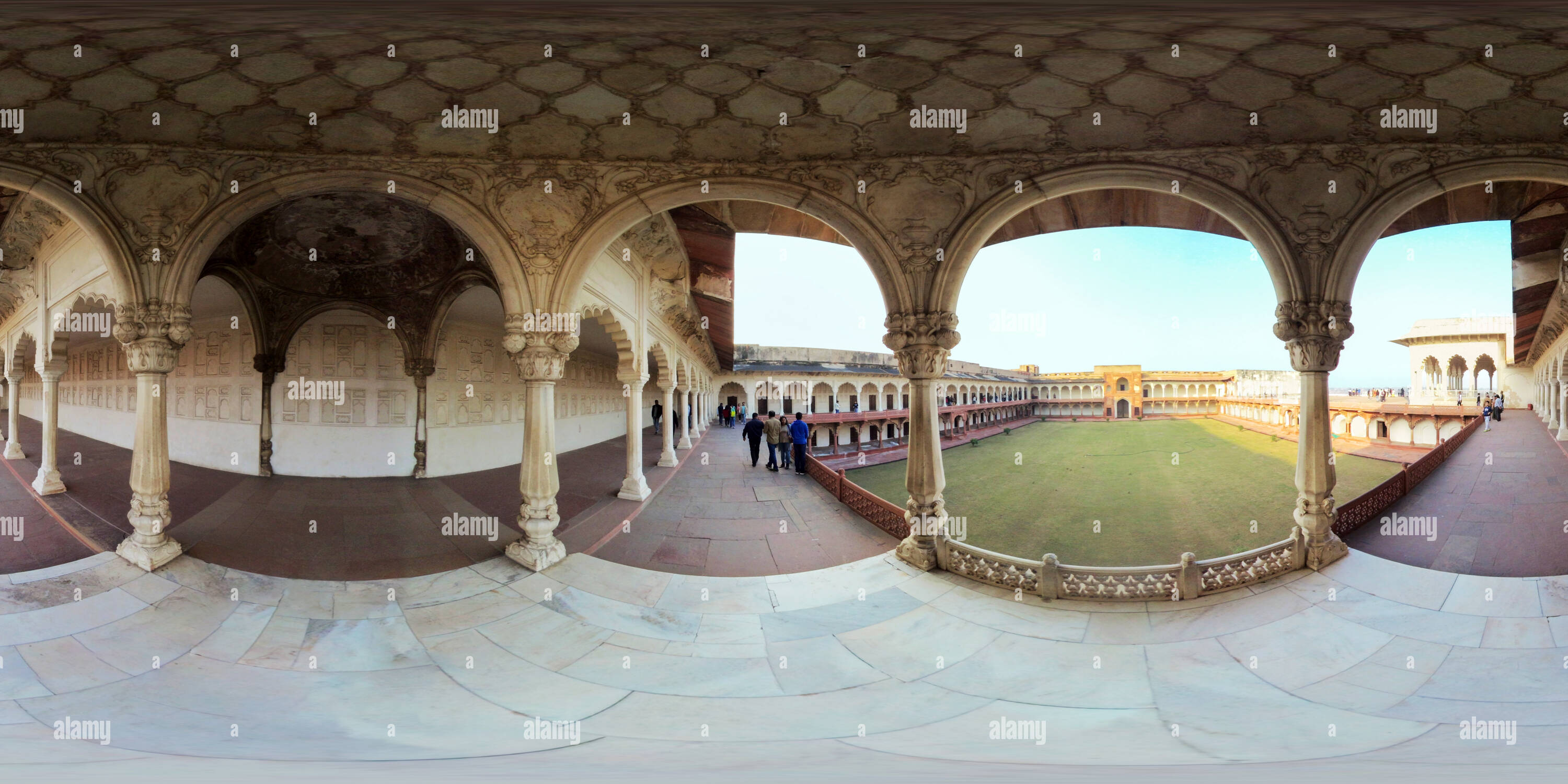 360° view of Fort in Agra - Alamy