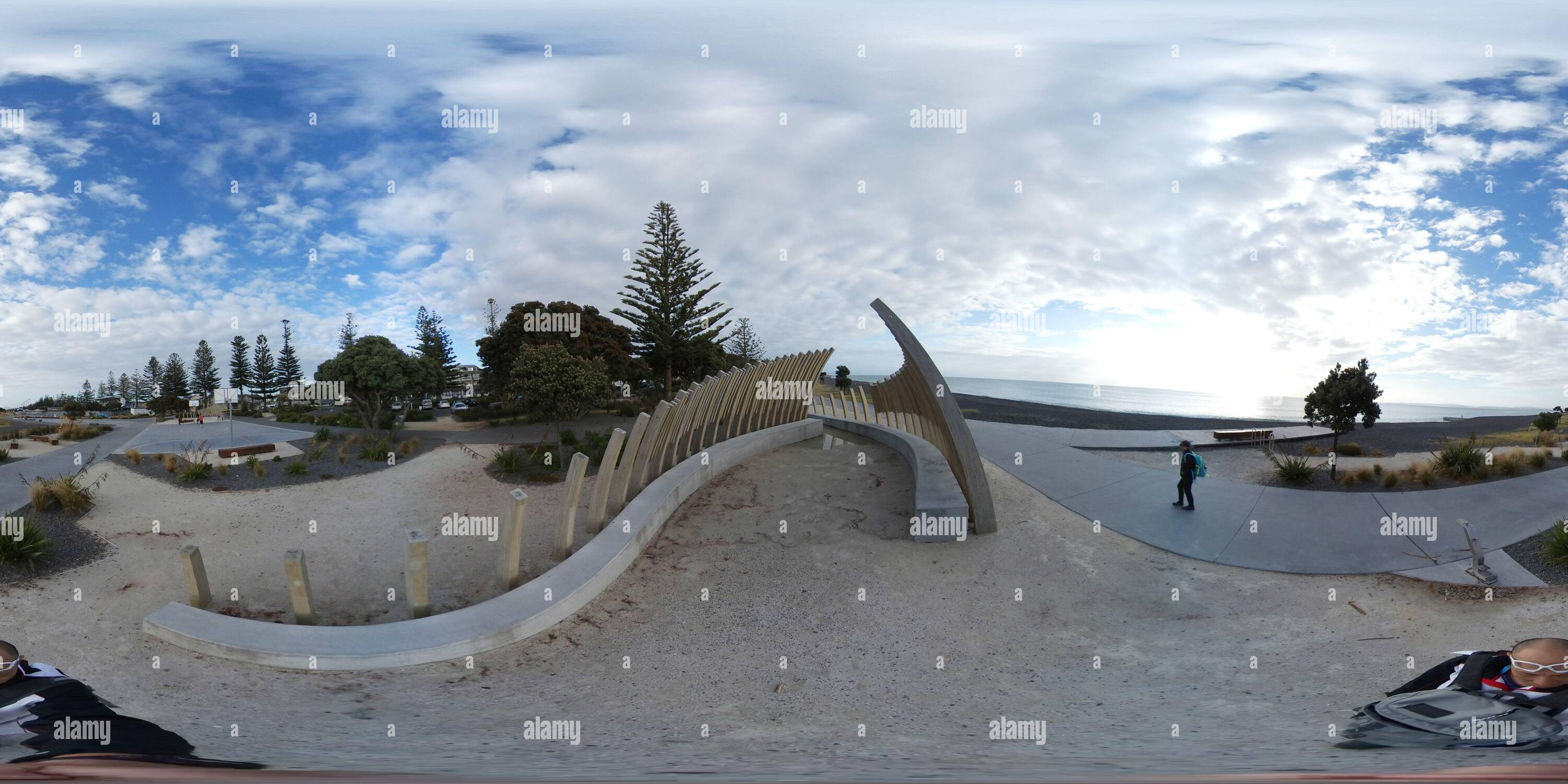 360° view of view along the beach & the town centre of Napier in New ...