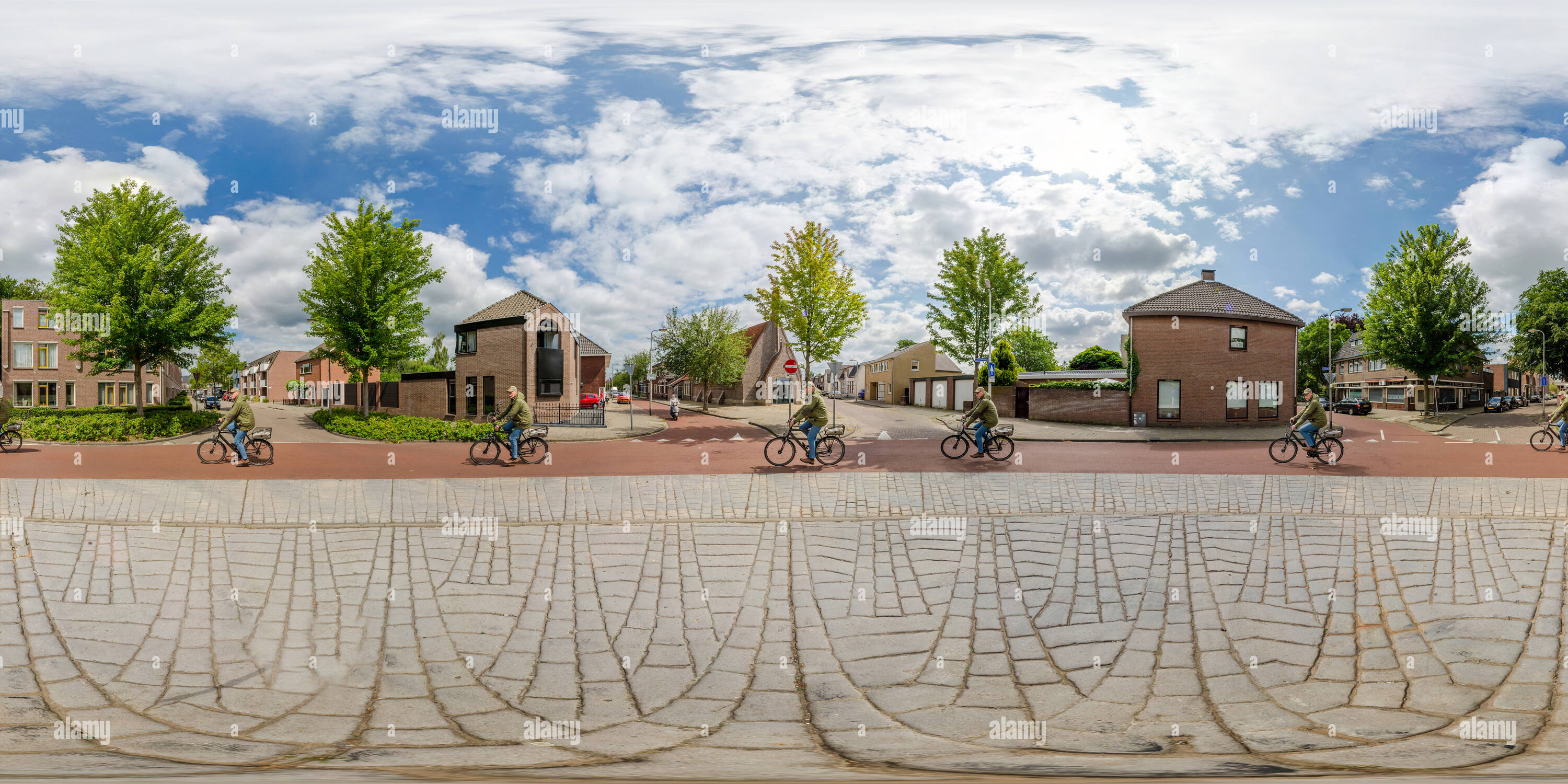 360° view of Roundabout in Hengelo, Netherlands - Alamy