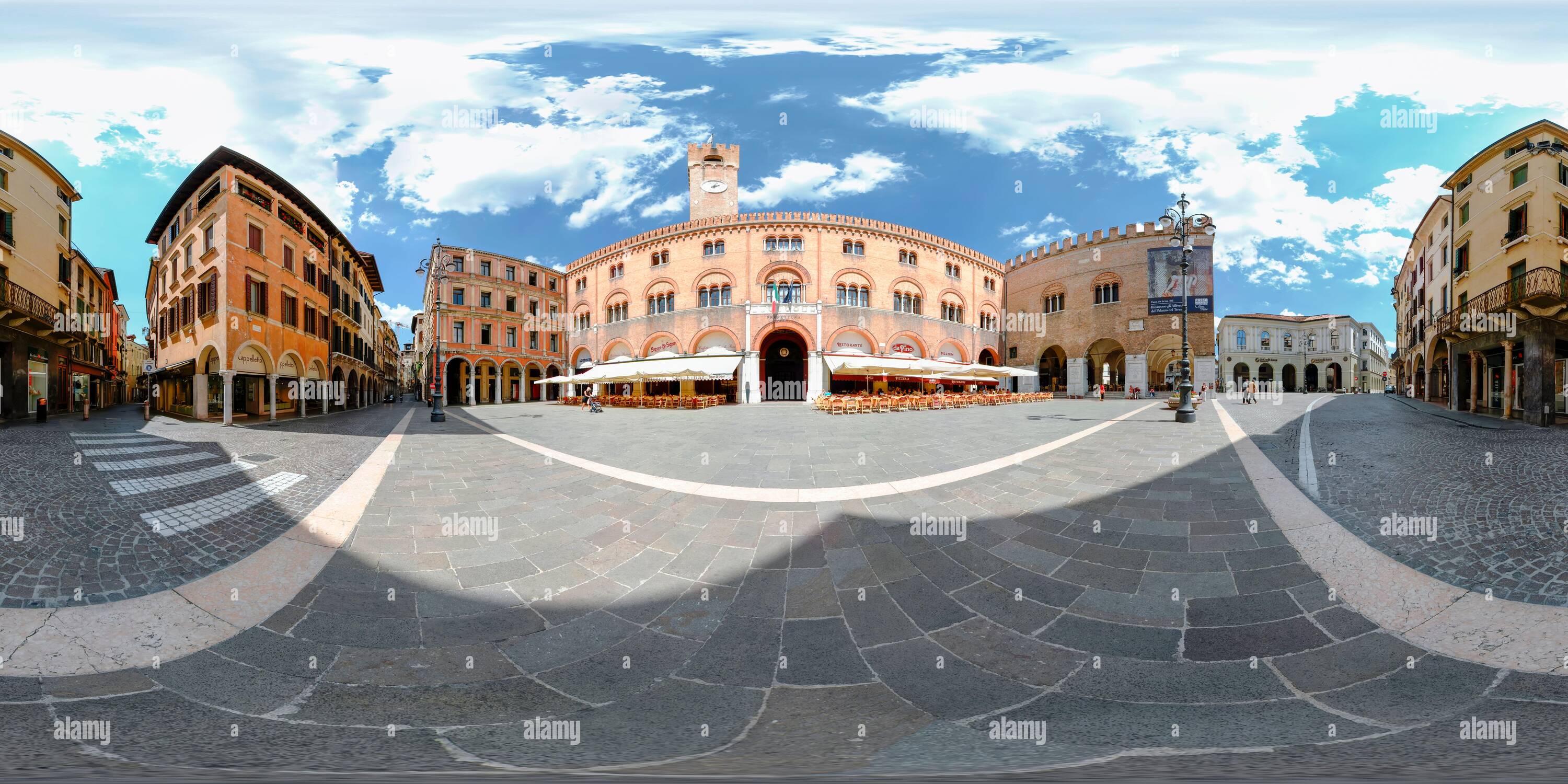 Italy 360 vr hi-res stock photography and images - Alamy