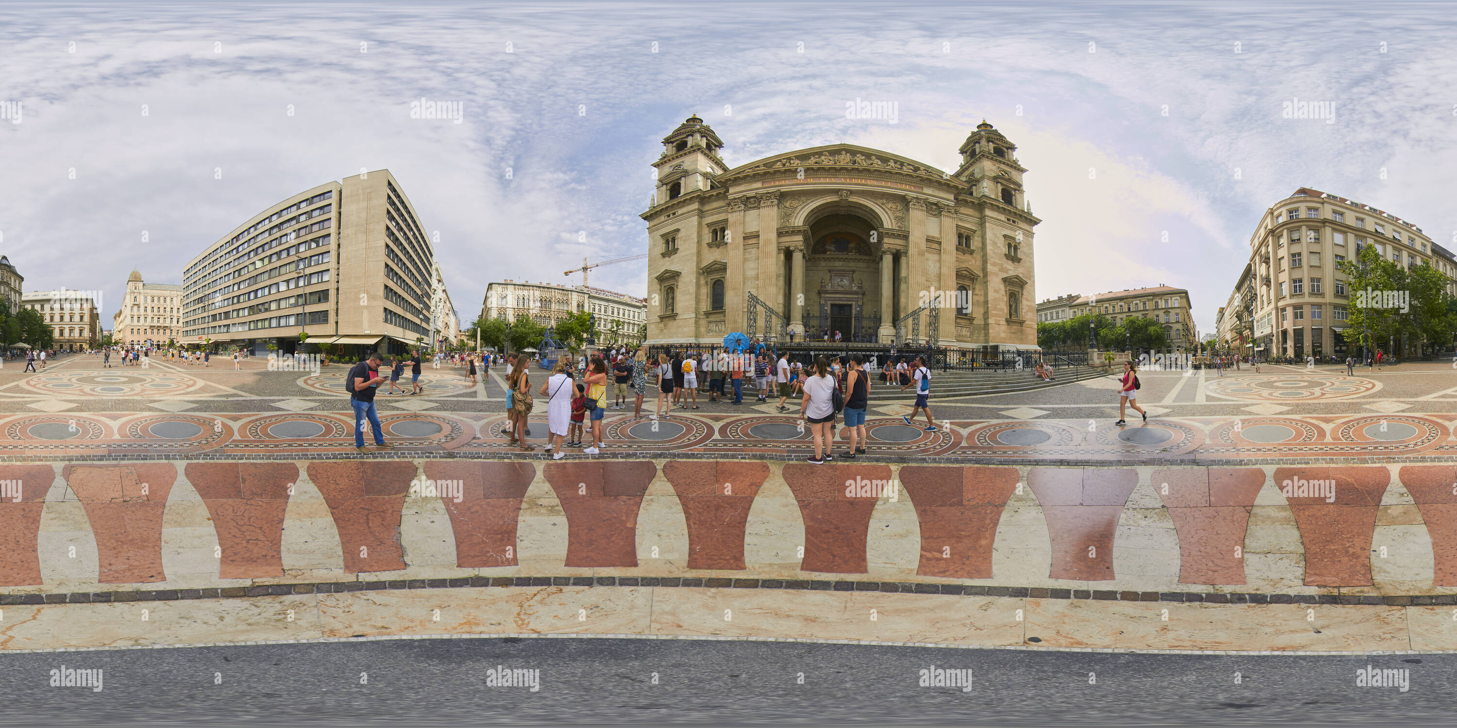 360° view of St. Stephen's Basilica Budapest - Alamy