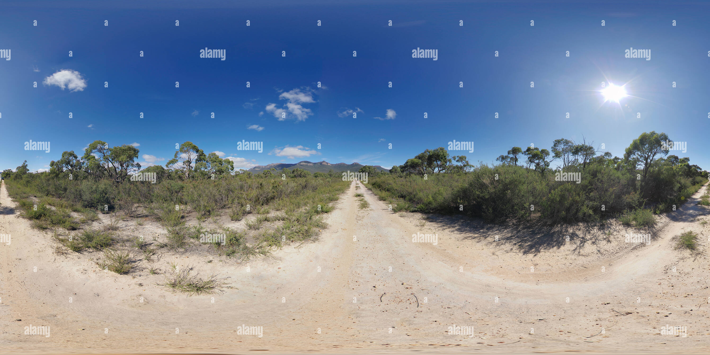 360° view of Victoria Range from Serra Road in Grampians National Park ...