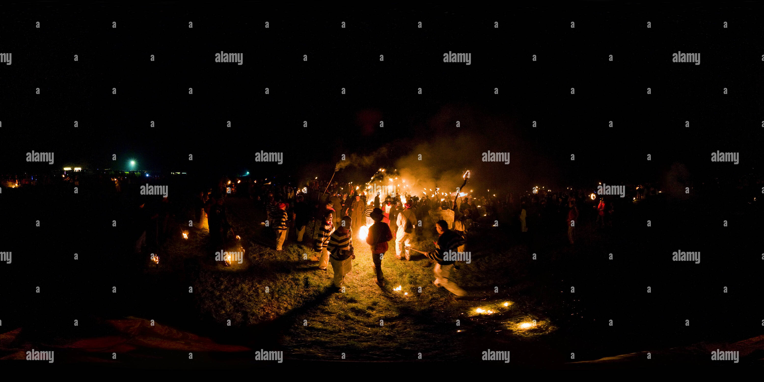 360° view of Battel Bonfire Boyes light the fire for Guy Fawkes night ...