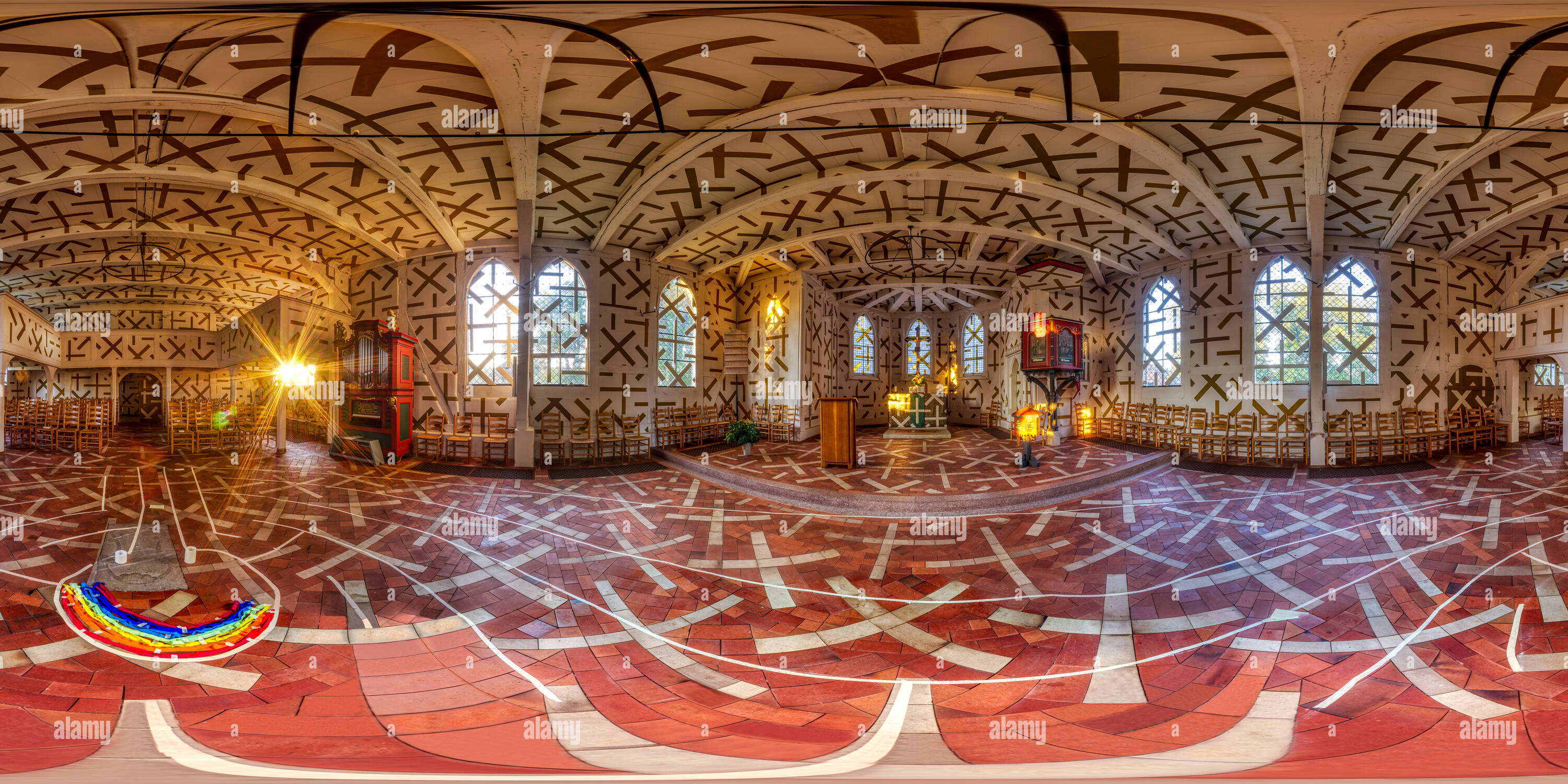 Inside church 360 hi-res stock photography and images - Alamy
