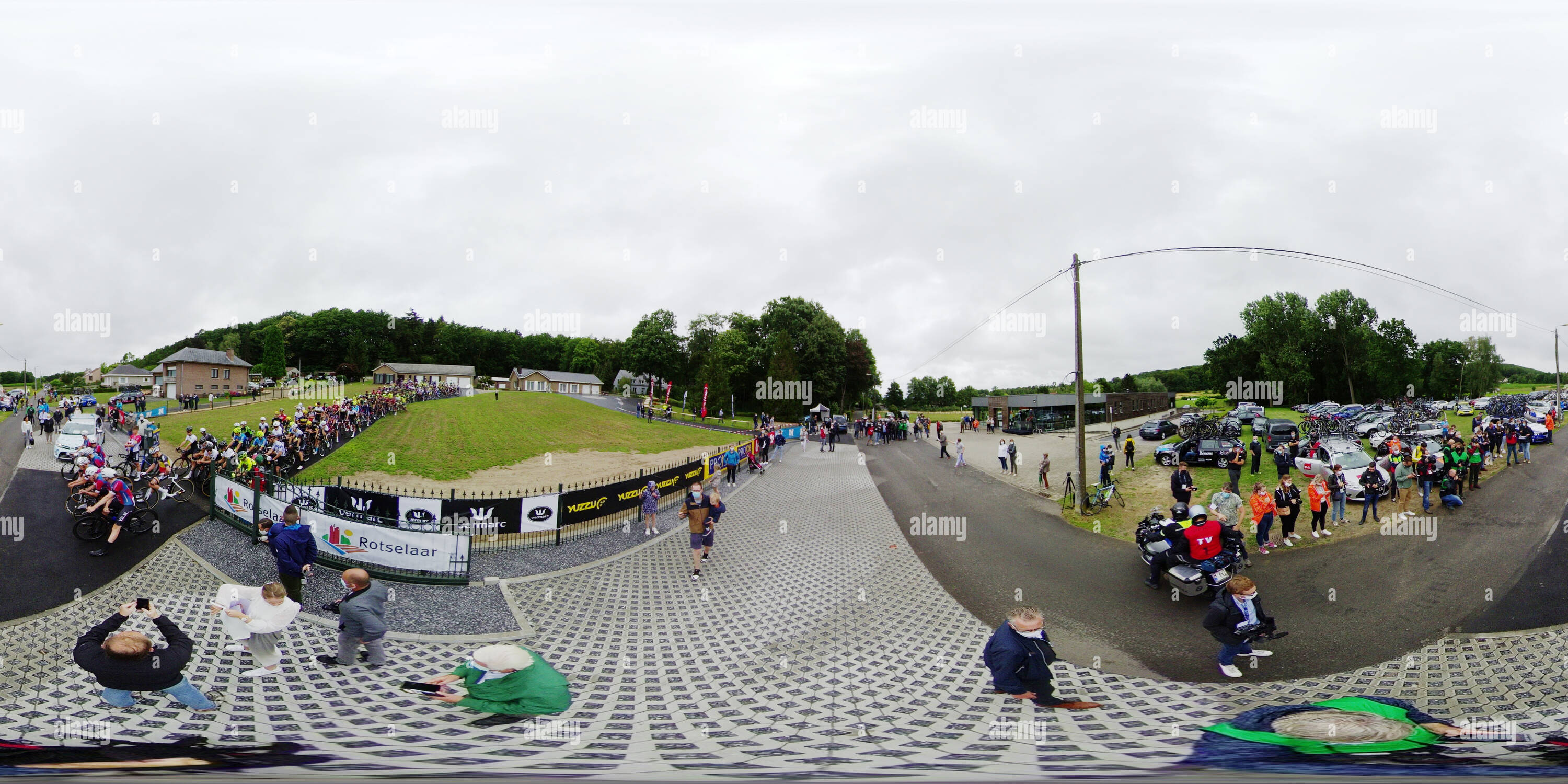 360 cycling hi-res stock photography and images - Alamy