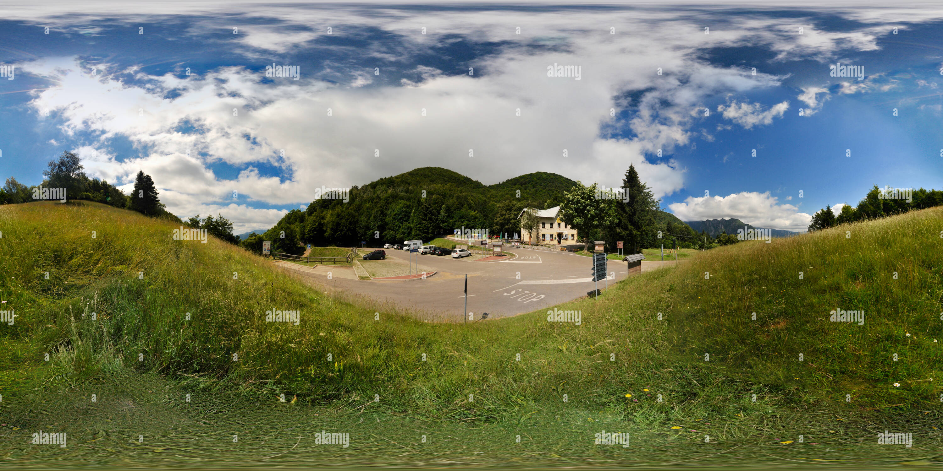 360° view of Posina rifugio Passo Xomo - Alamy