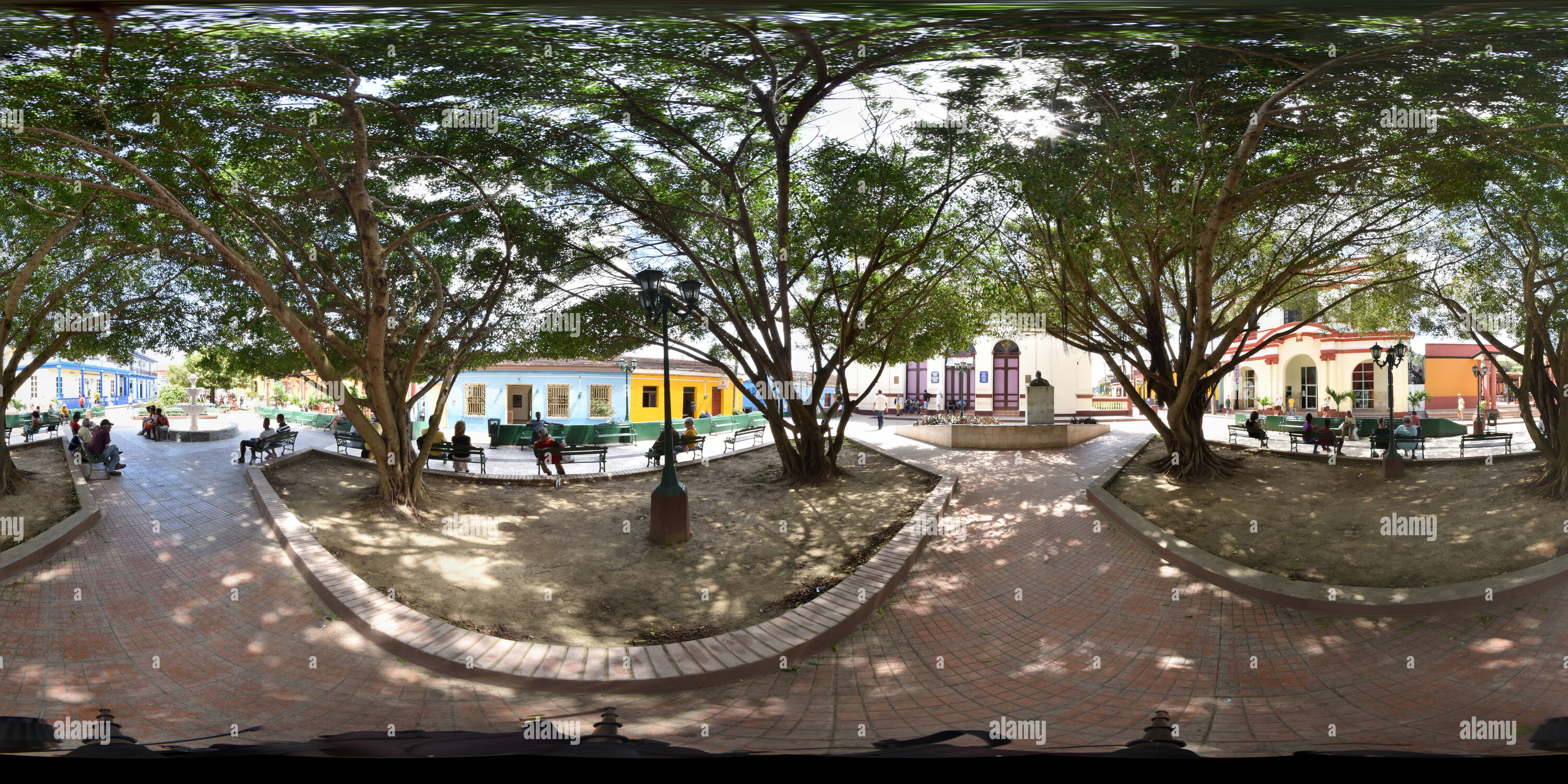 360° view of Plaza Independencia cathedral, Baracoa, Cuba - Alamy