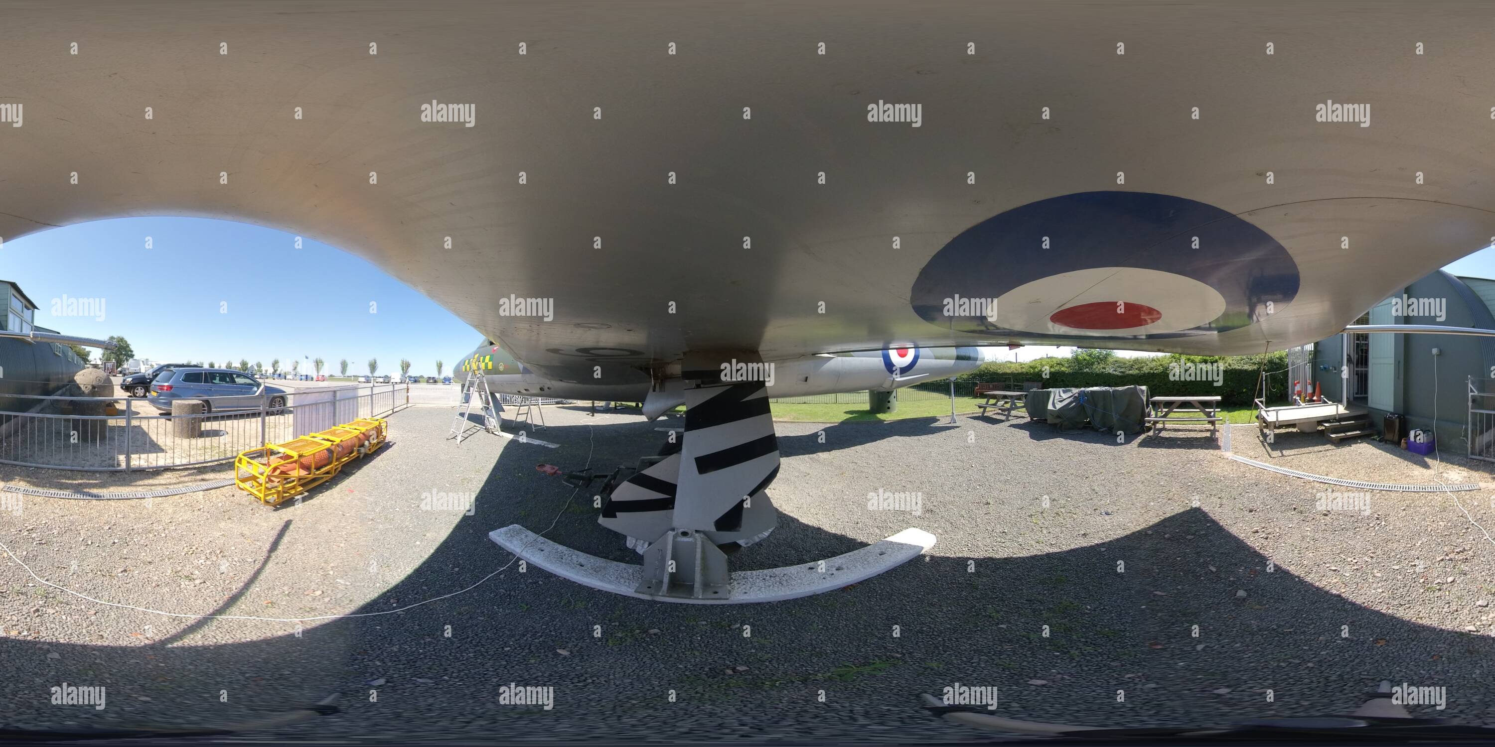 360° view of Hawker Hunter Fighter Jet underside left wing view - Alamy