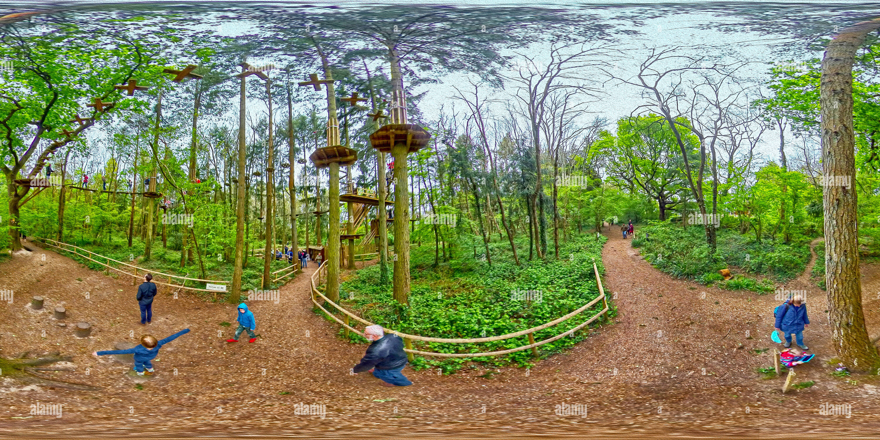 360° view of Children going Ape at Itchen Valley Country Park ...