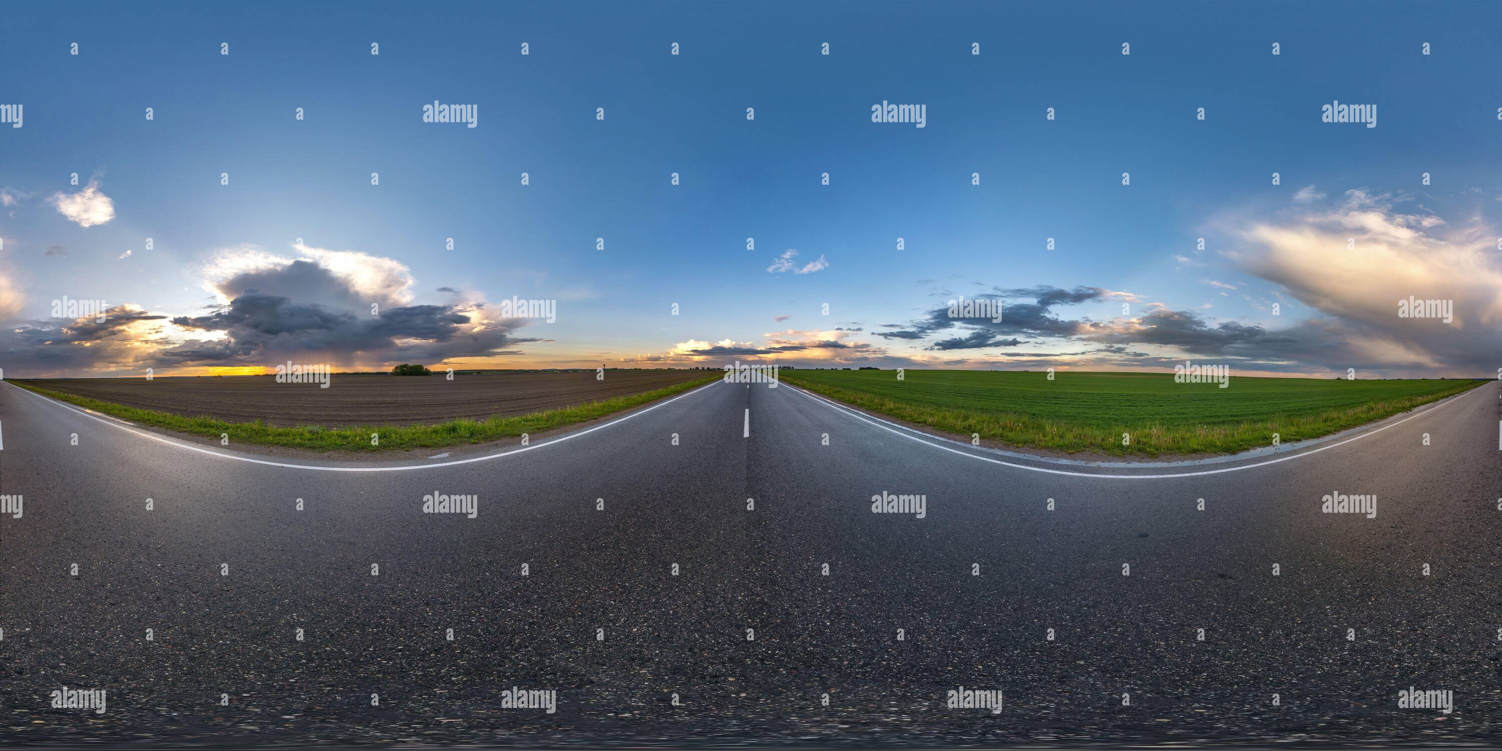 Wet road map hi-res stock photography and images - Alamy