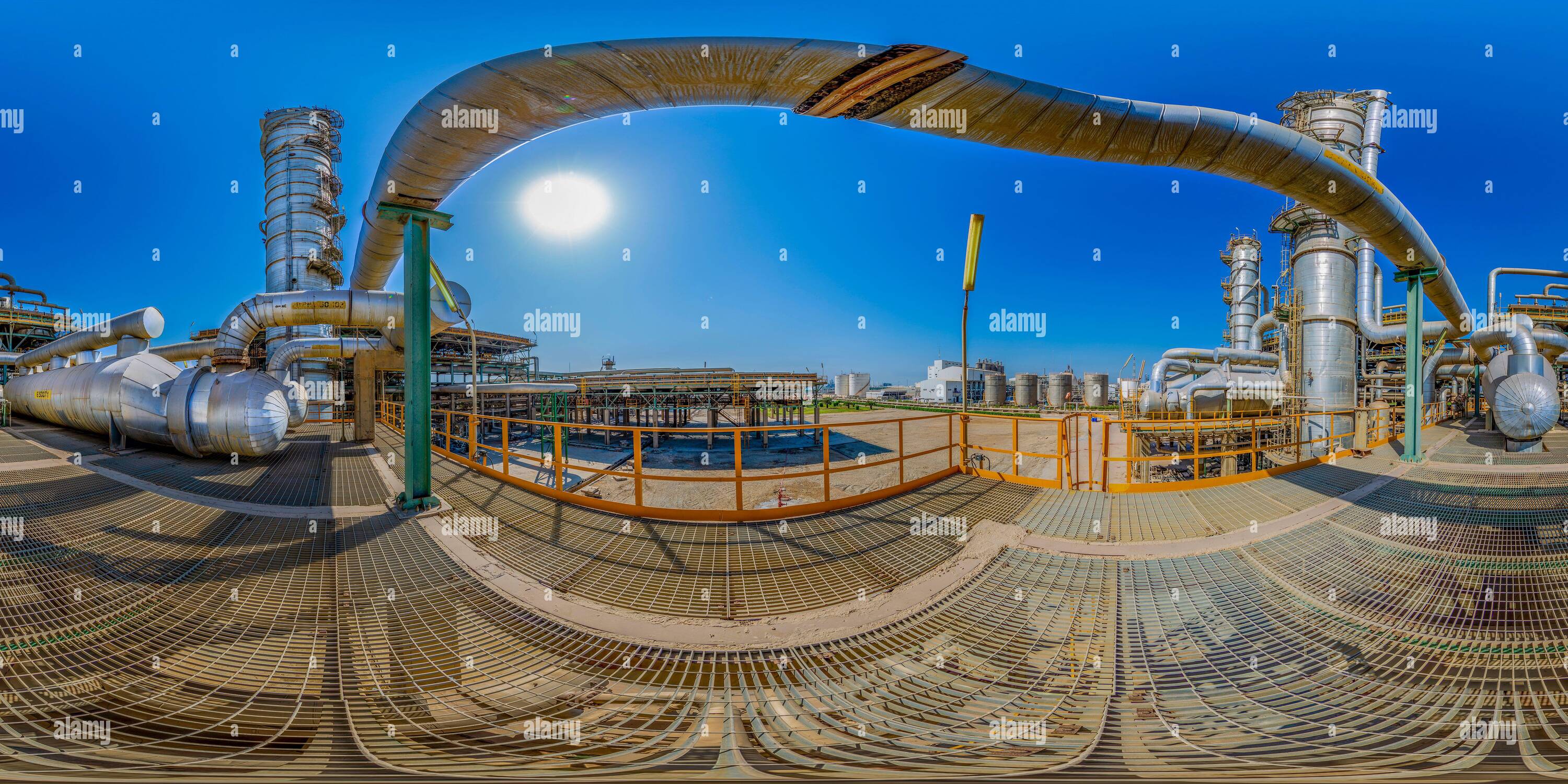360 degree panorama manufacturing hi-res stock photography and images ...