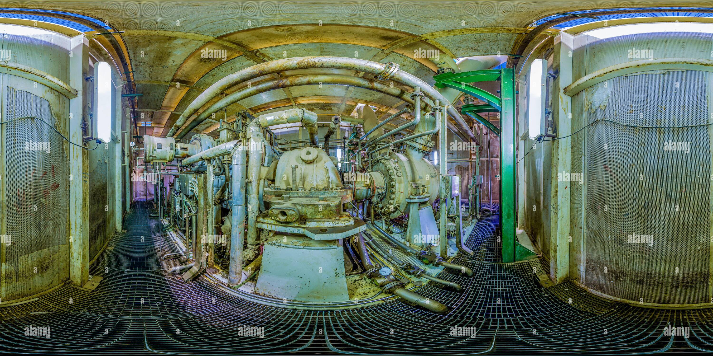 360 degree panorama chemical plant hi-res stock photography and images ...