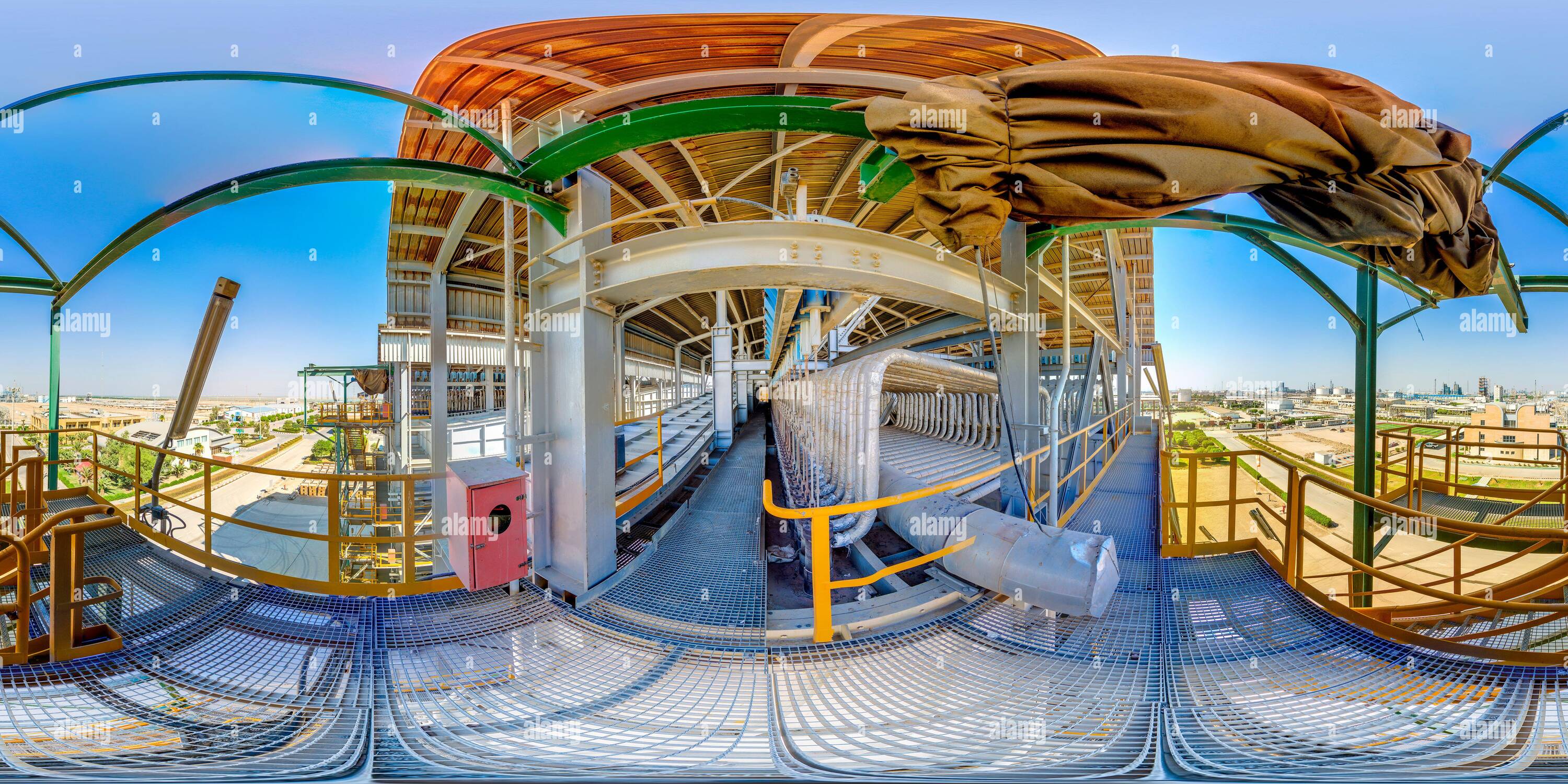 360 degree panorama manufacturing hi-res stock photography and images ...