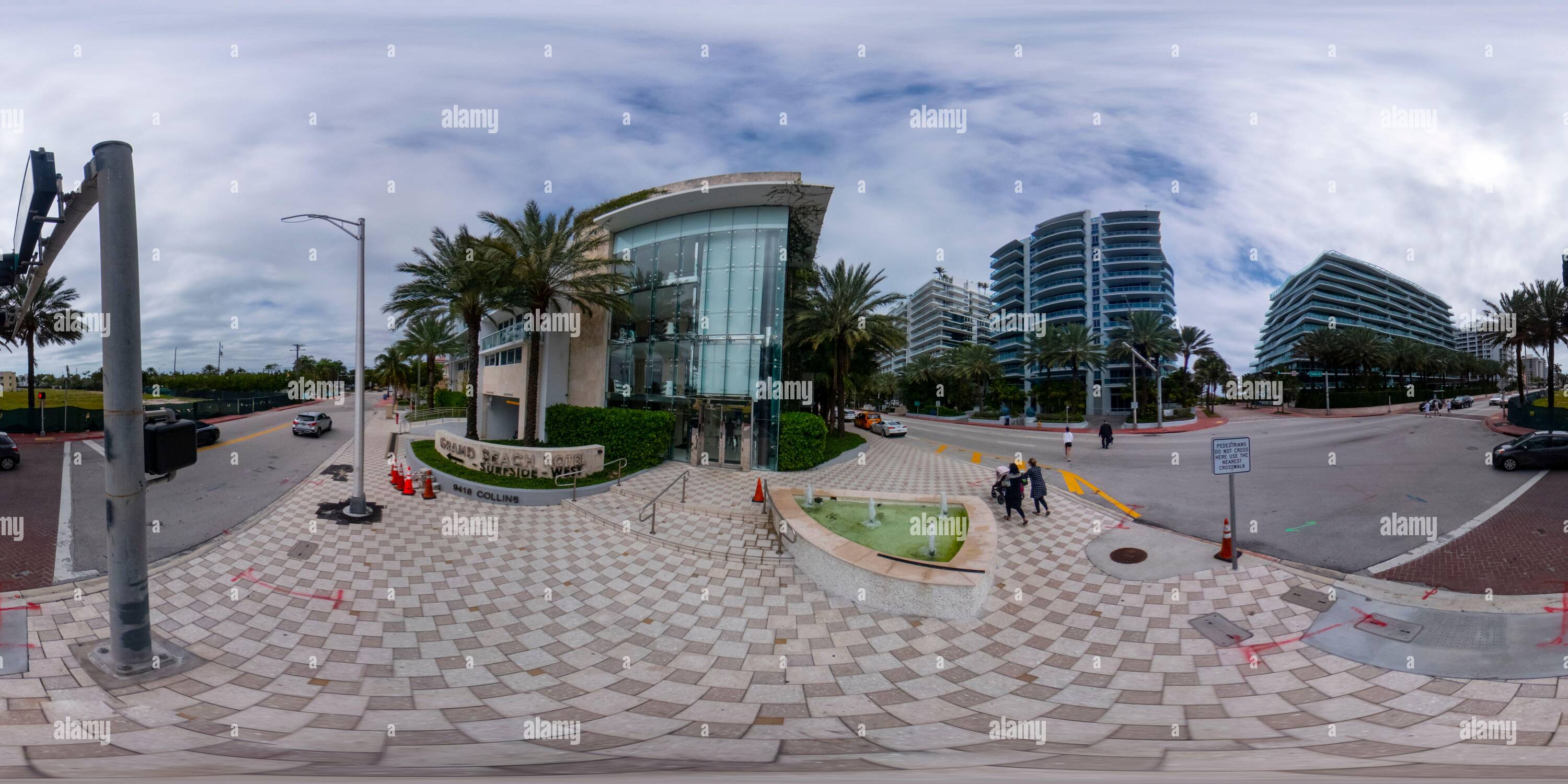 360° view of 360 vr photo Grand Beach Hotel Surfside West - Alamy