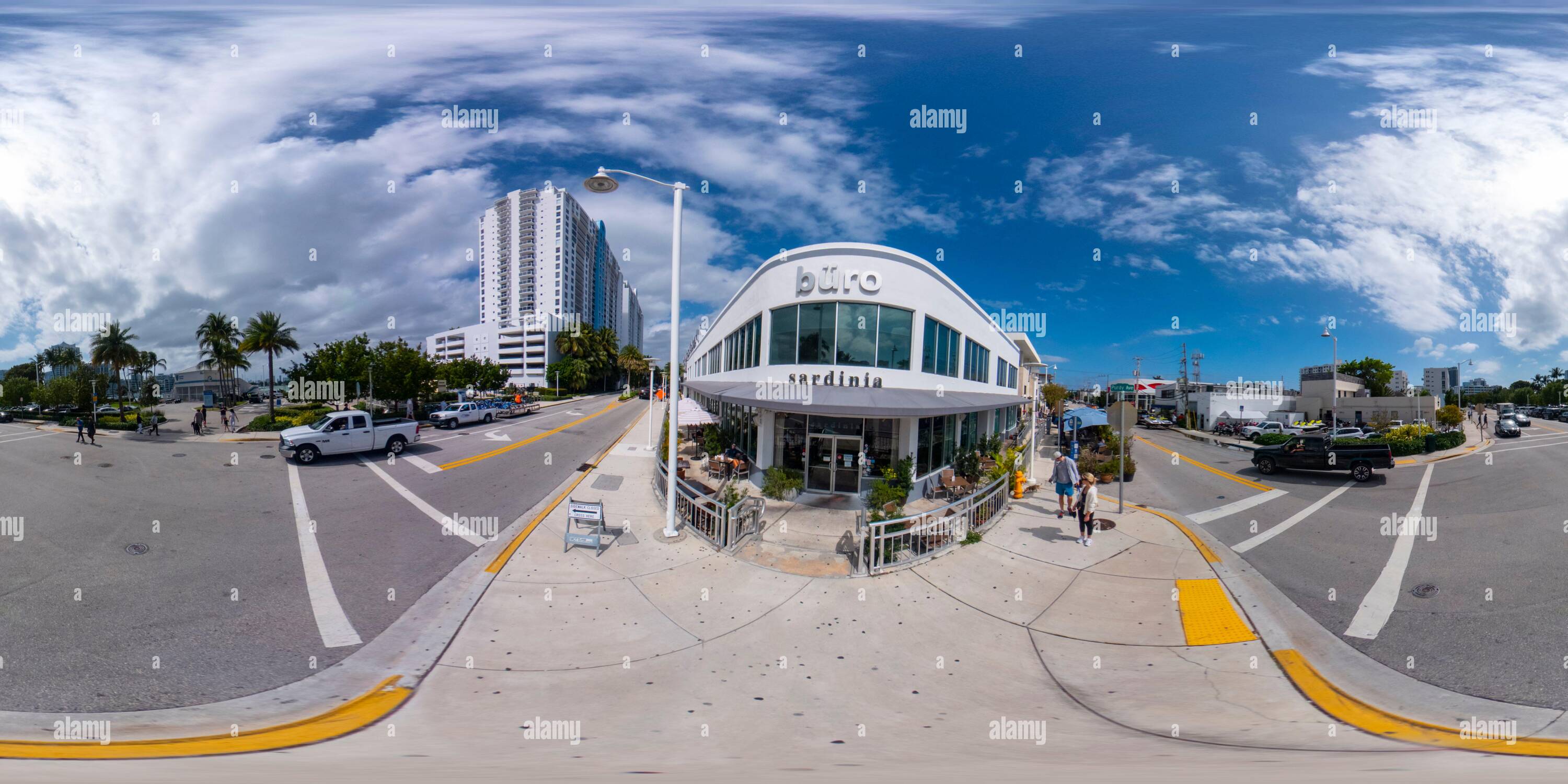 360° view of 360 vr photo Purdy Avenue Miami Beach FL - Alamy