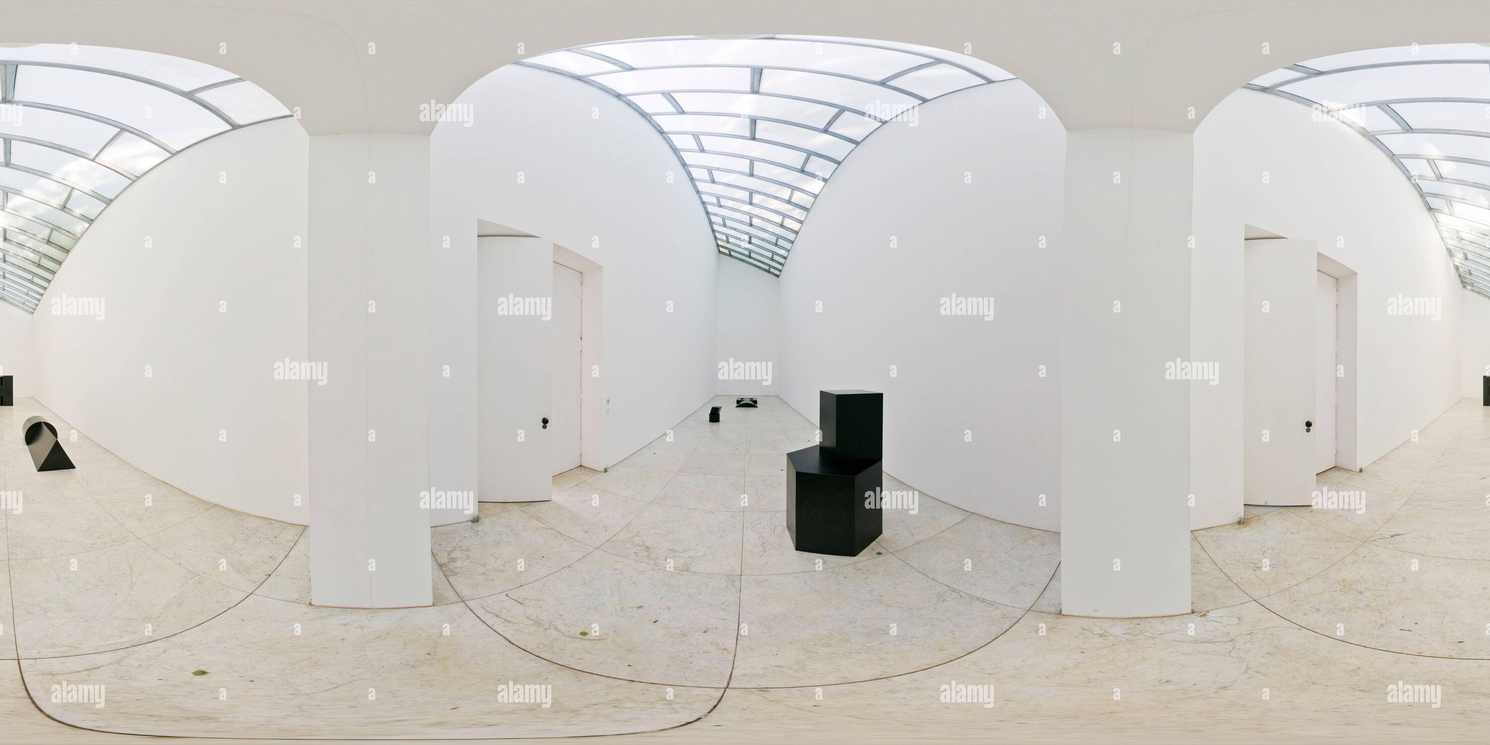 360 panorama art gallery hi-res stock photography and images - Alamy