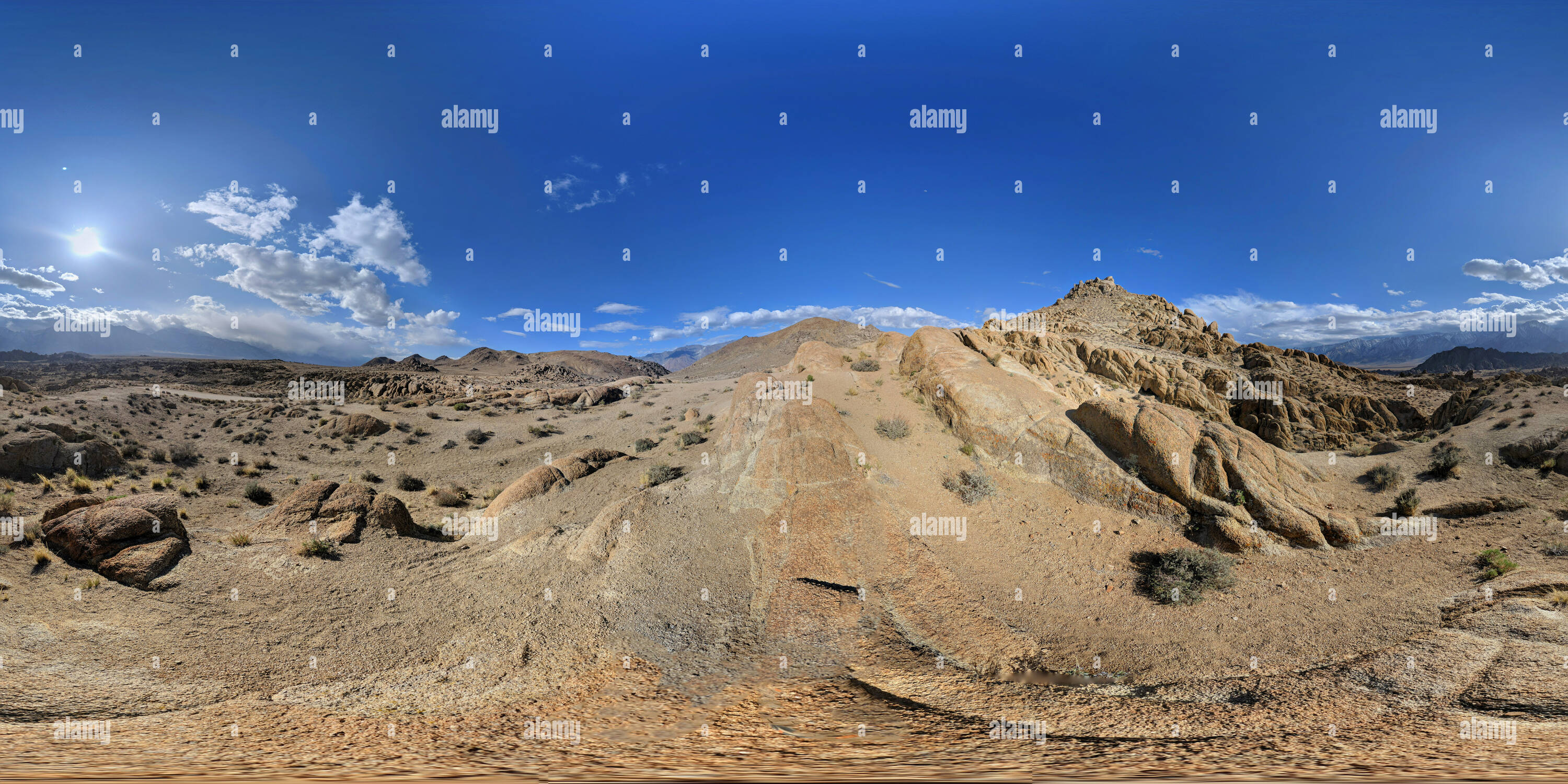 360° view of 360 spherical pano of the Alabama Hills in California - Alamy