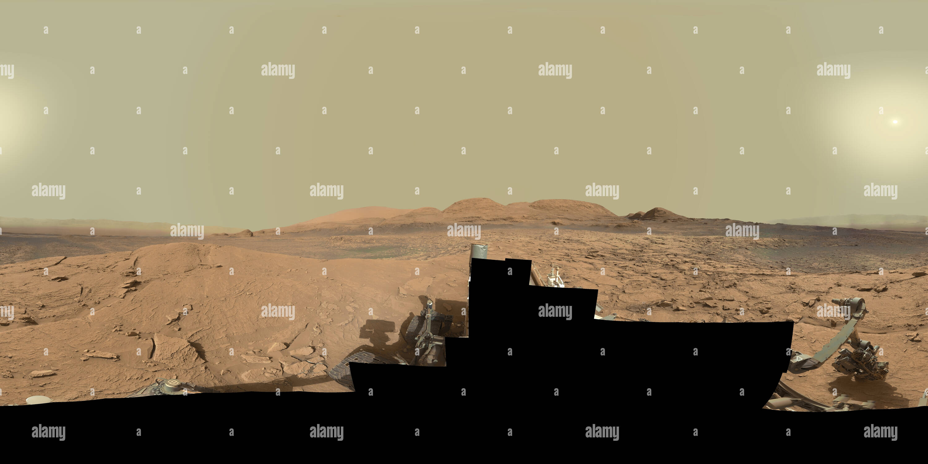 Mars panorama curiosity rover hi-res stock photography and images - Alamy