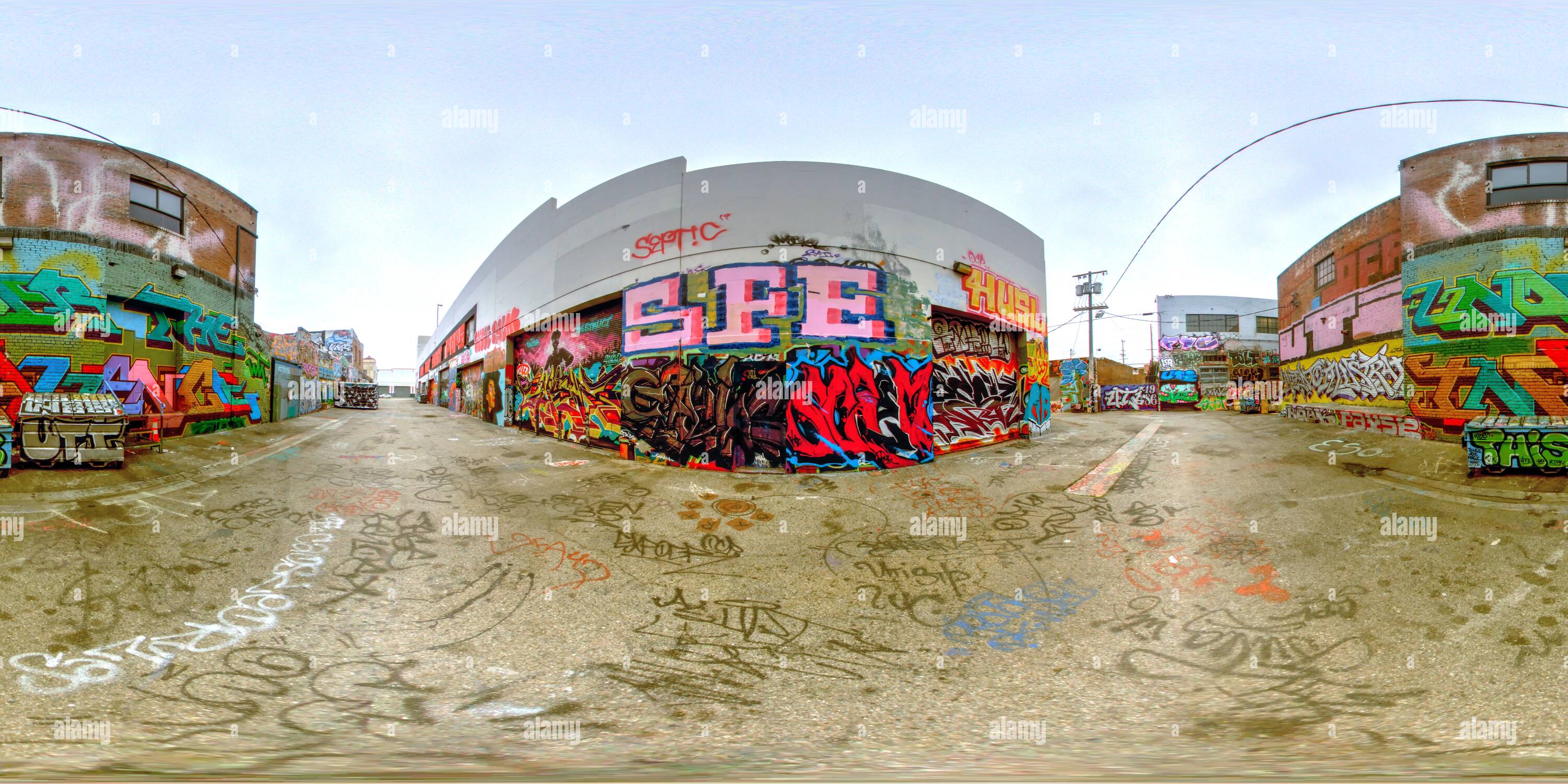 360° view of Los Angeles, Downtown Graffiti Alleyway complex 33 - Tojek ...