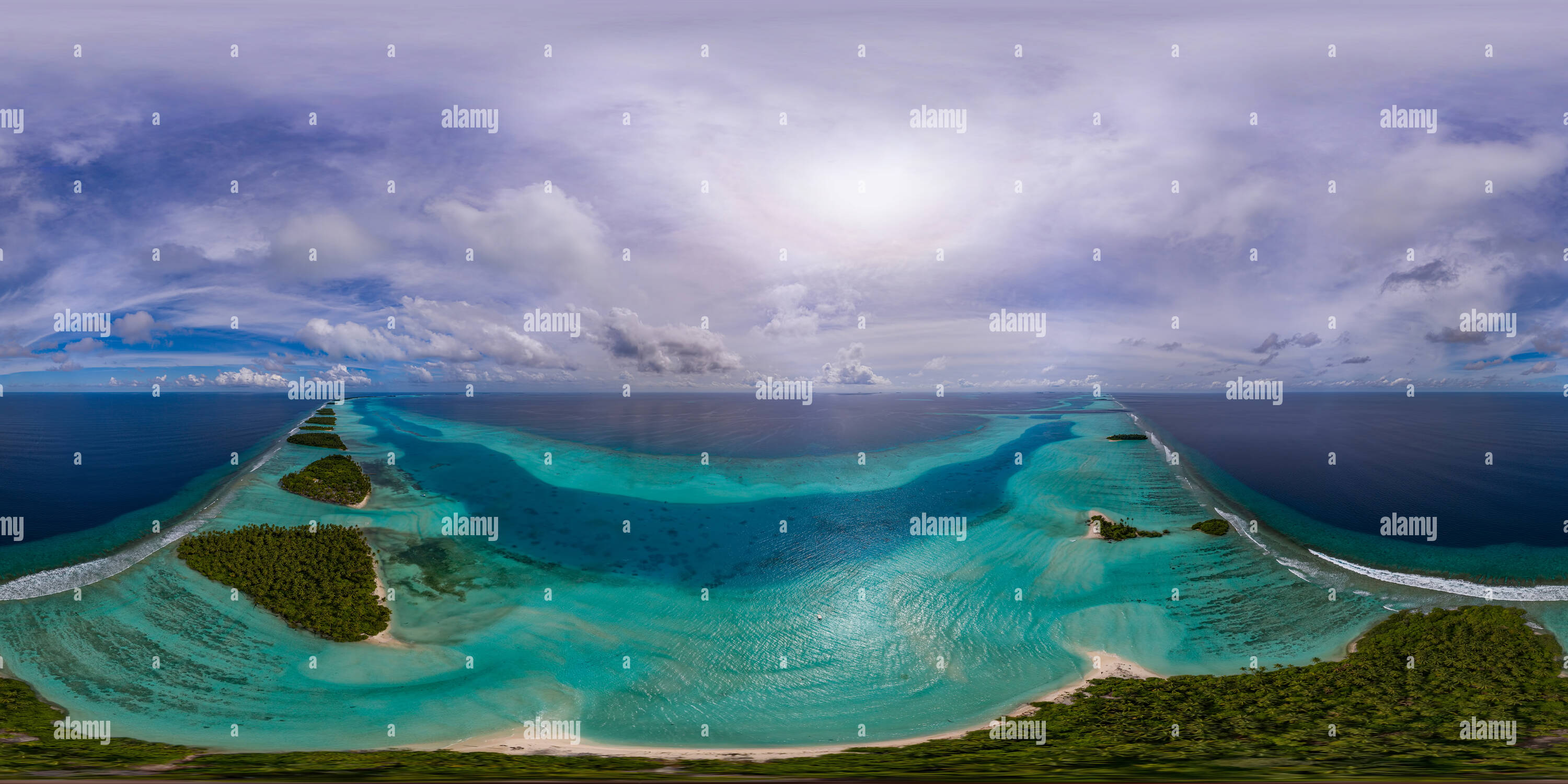 360° view of Chain of Islands - Alamy