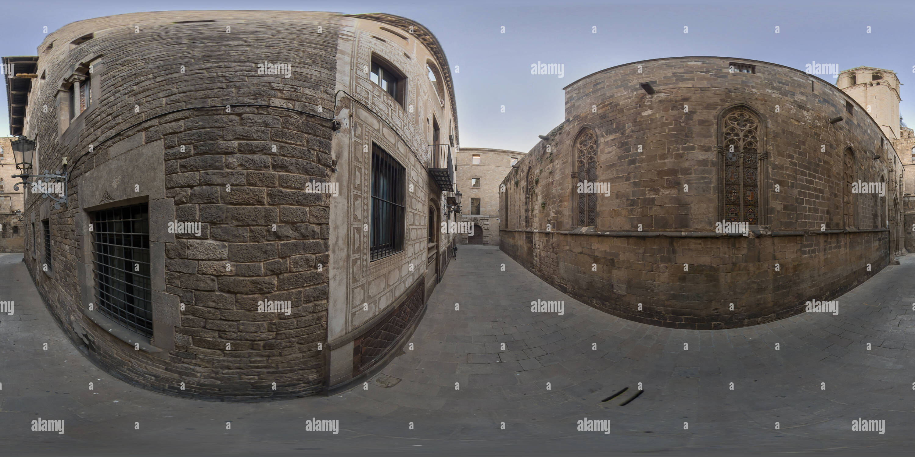 360° view of Barcelona 360 Vr Gothic Quarter 02 Without People - Alamy