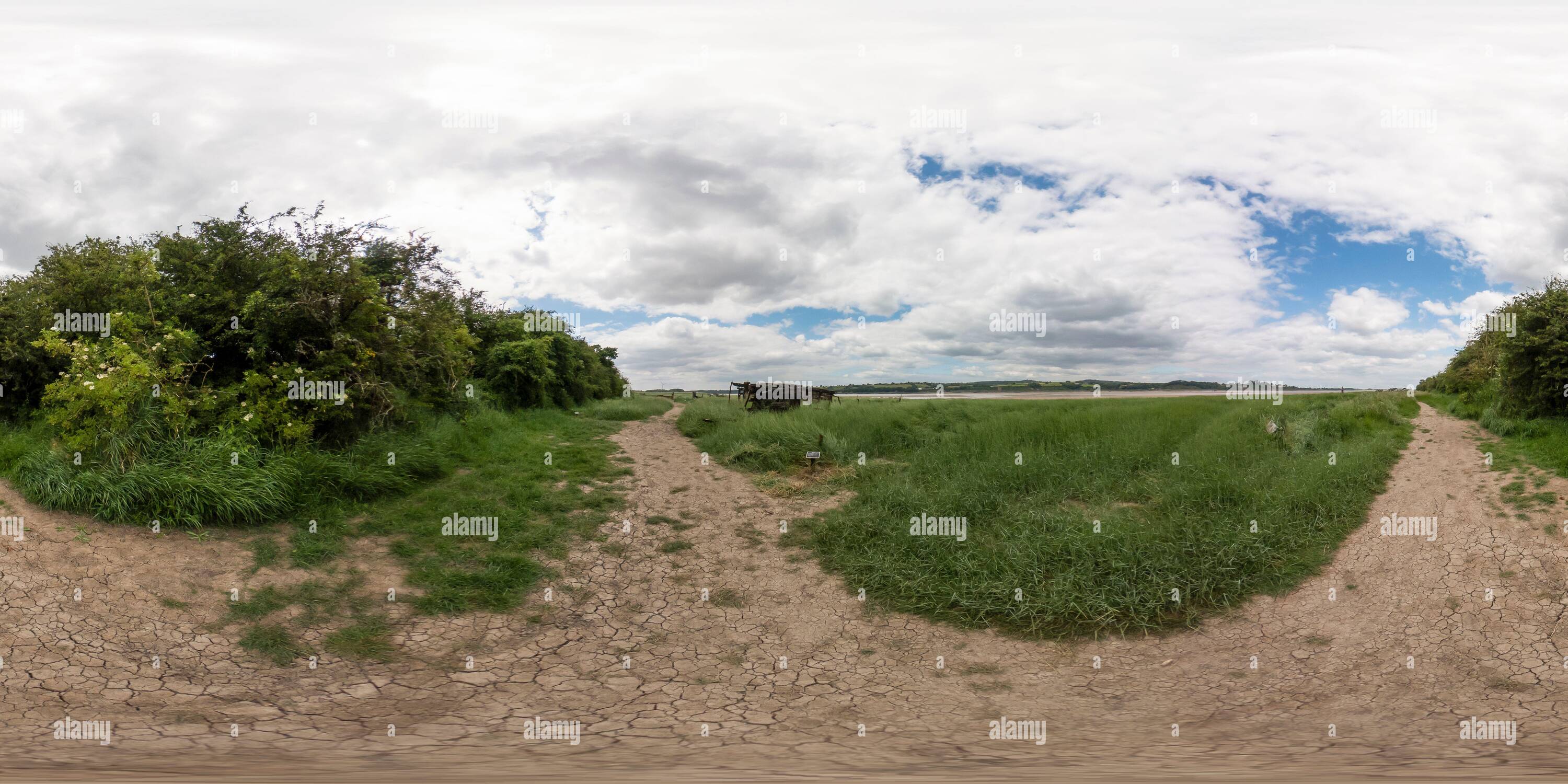 Abandoned boats purton ship graveyard hi-res stock photography and ...