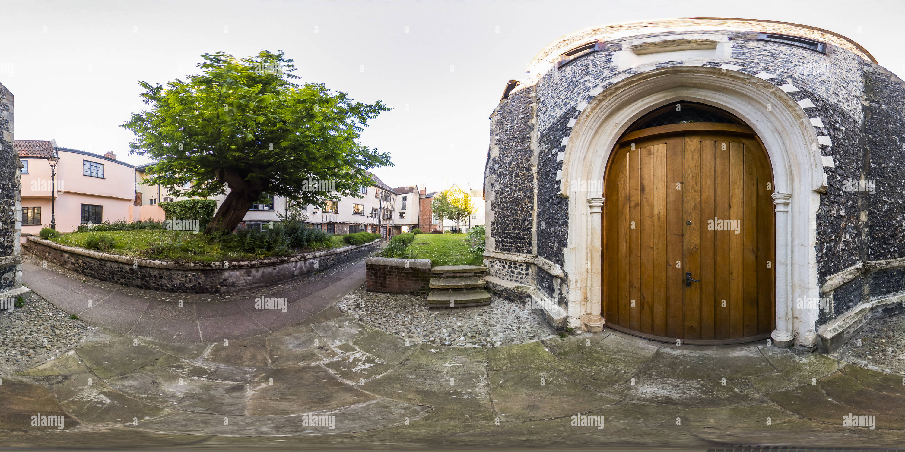 360° view of Tombland Alley, Norwich - Alamy