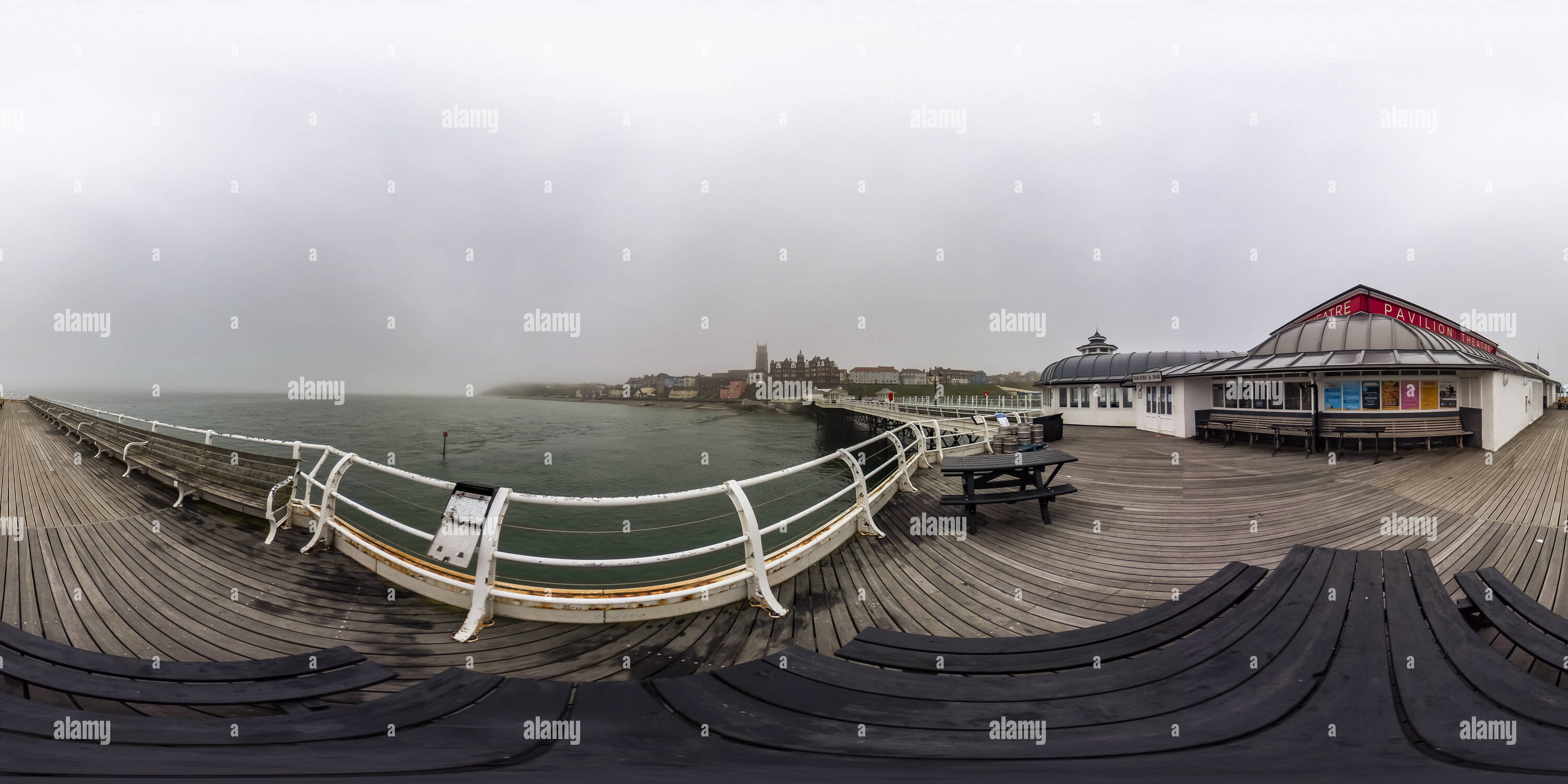 360° view of The seaside town of Cromer, Norfolk - Alamy