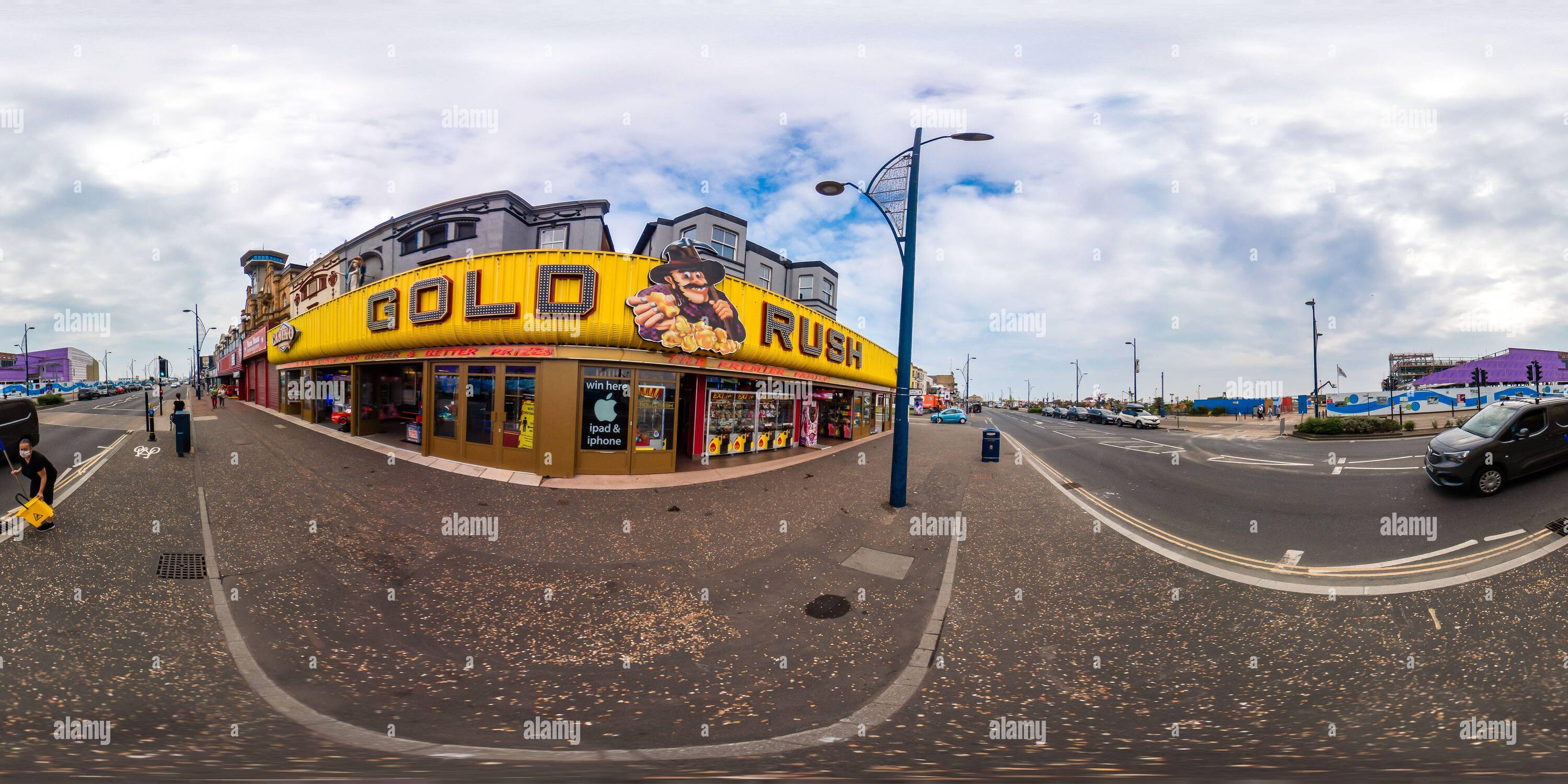 Gold rush amusement arcade hi-res stock photography and images - Alamy