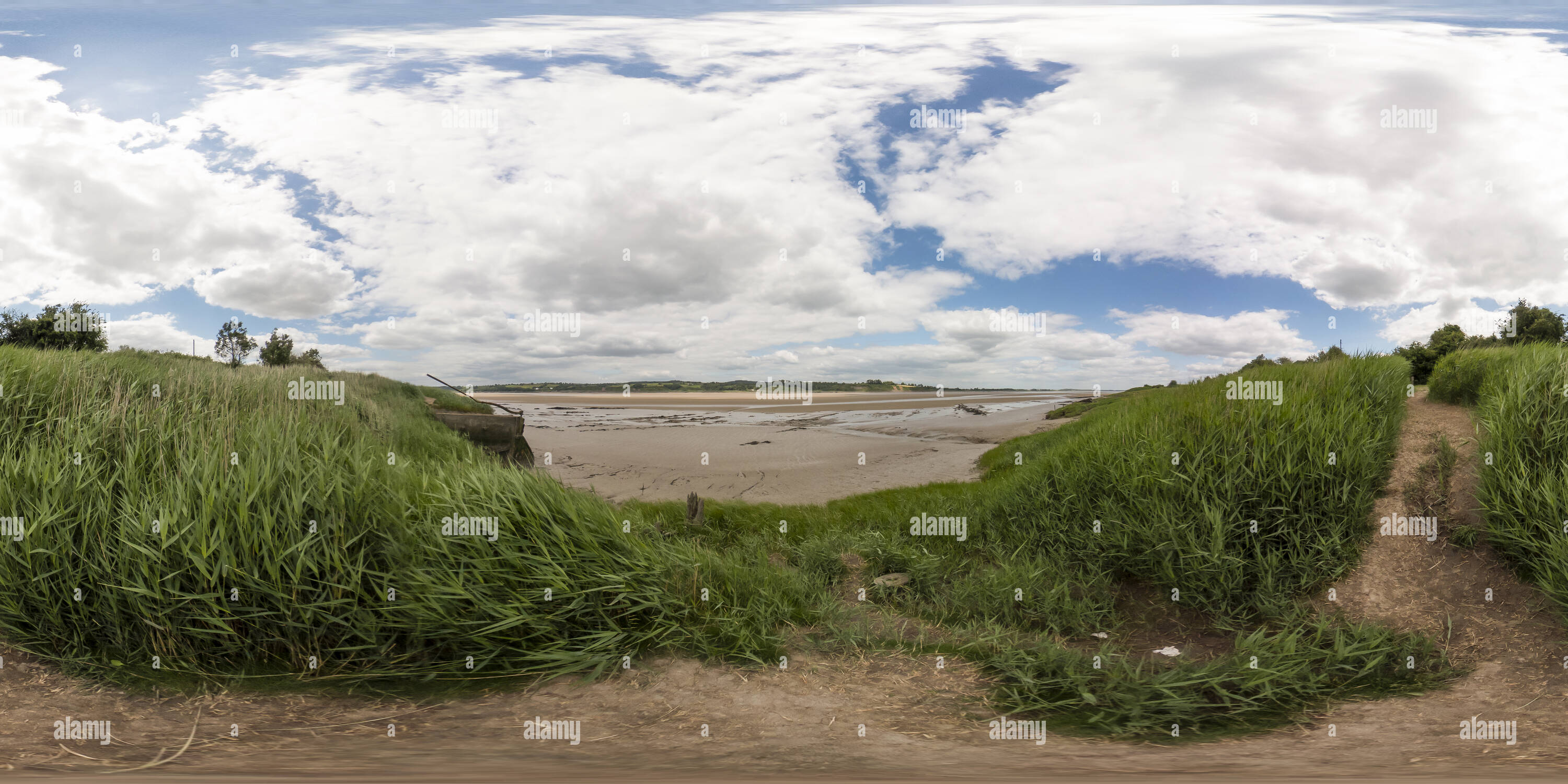 360° view of Old shipwreck in Purton Hulks, Gloucestershire - Alamy