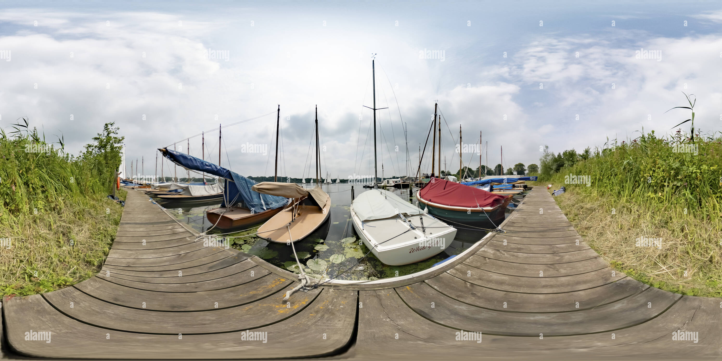360° view of Moored boats in Wroxham, Norfolk Broads - Alamy