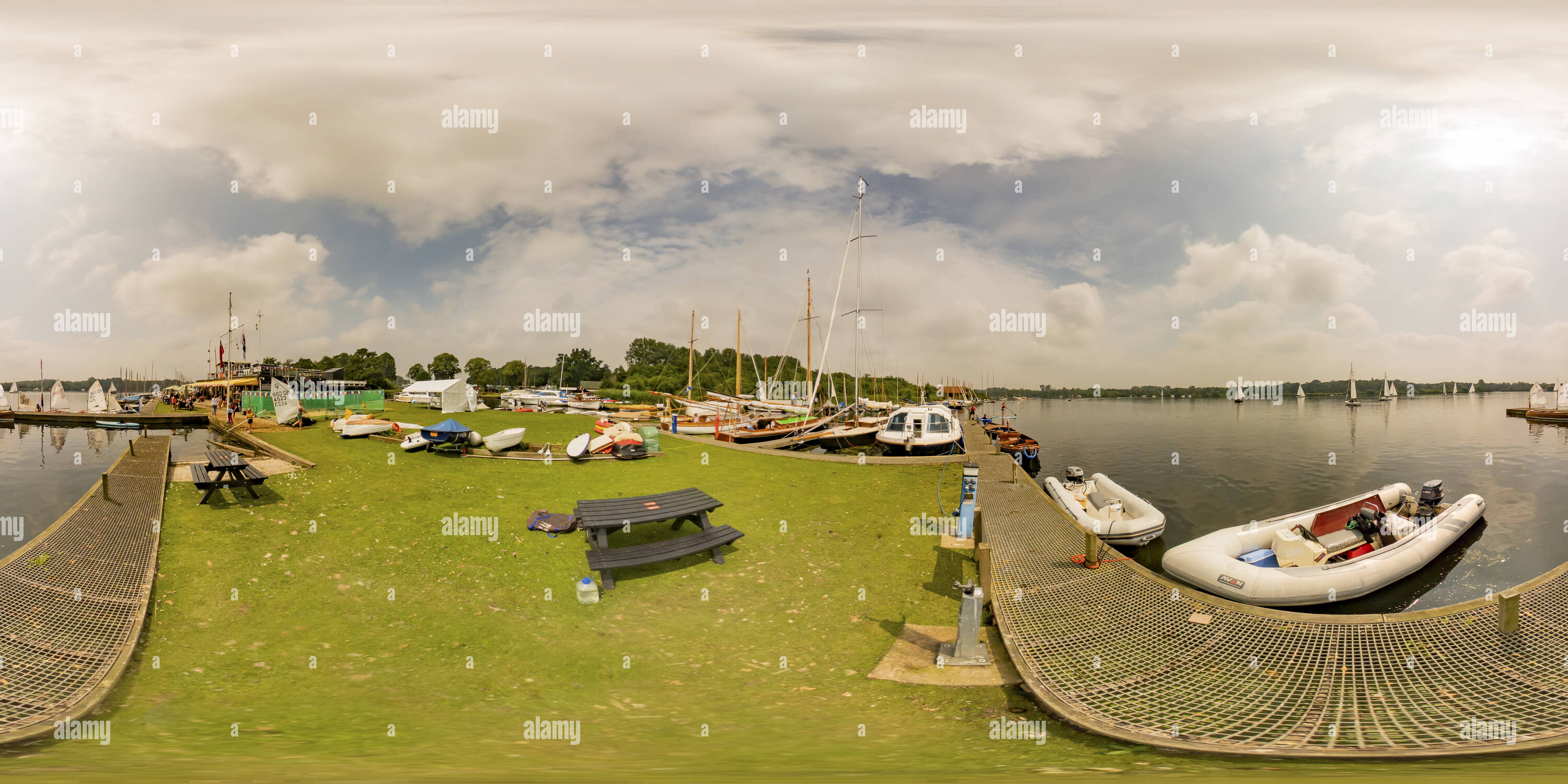 360° view of Wroxham sailing regatta, Norfolk Broads - Alamy