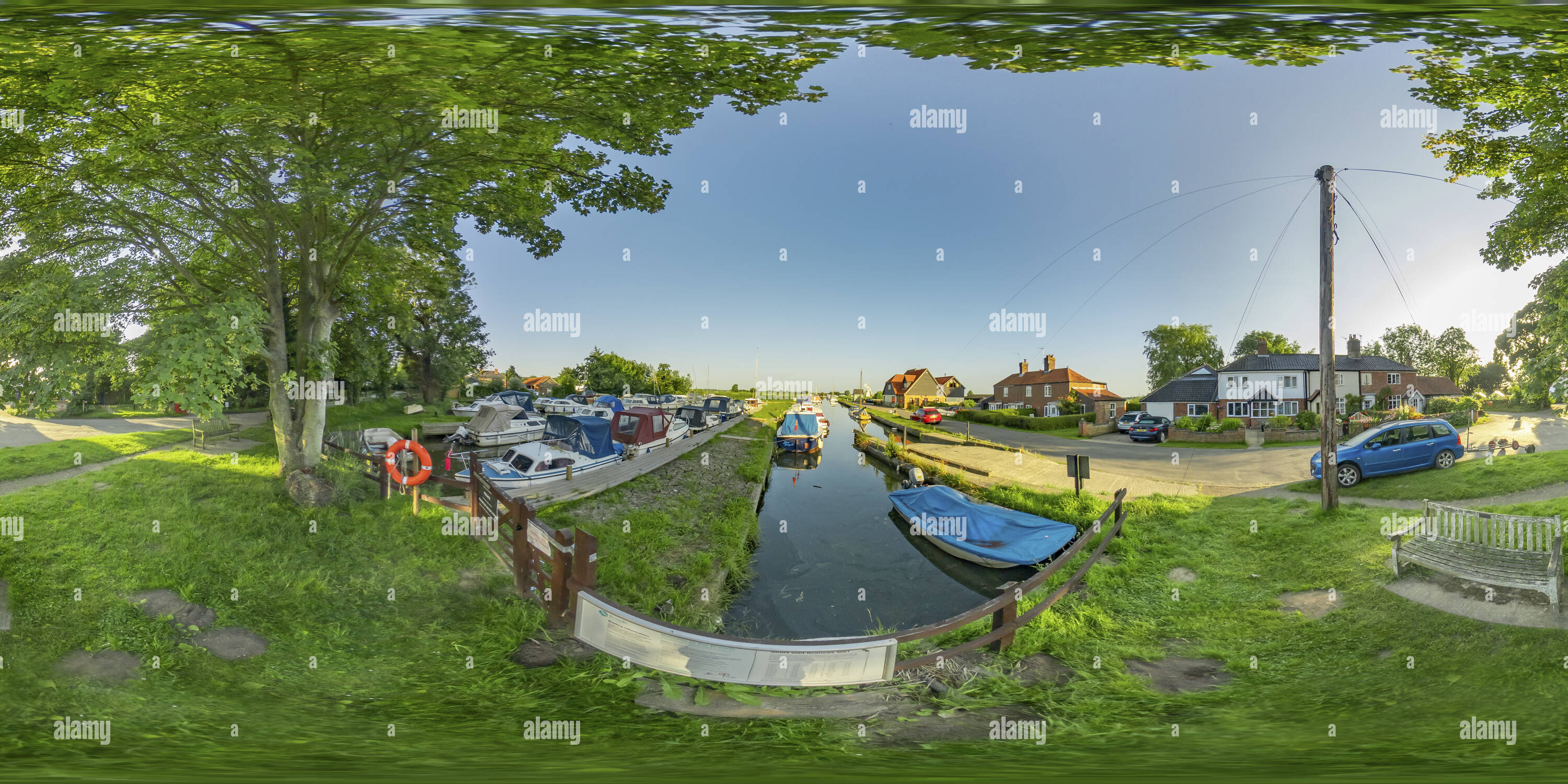 360° view of Thurne Dyke boatyard, Norfolk Broads - Alamy