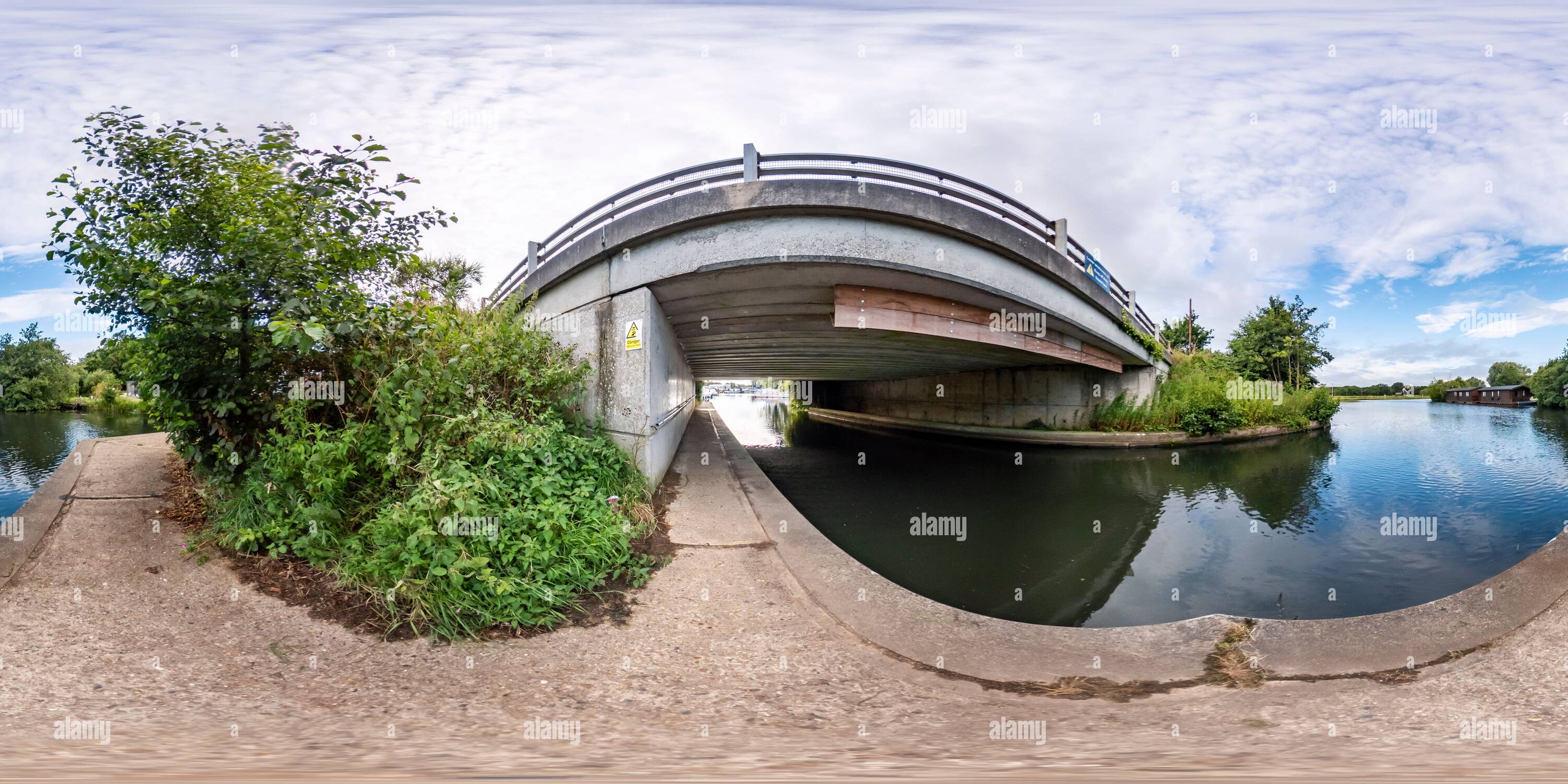 360° view of Wayford Bridge over the River Ant in the small village of ...