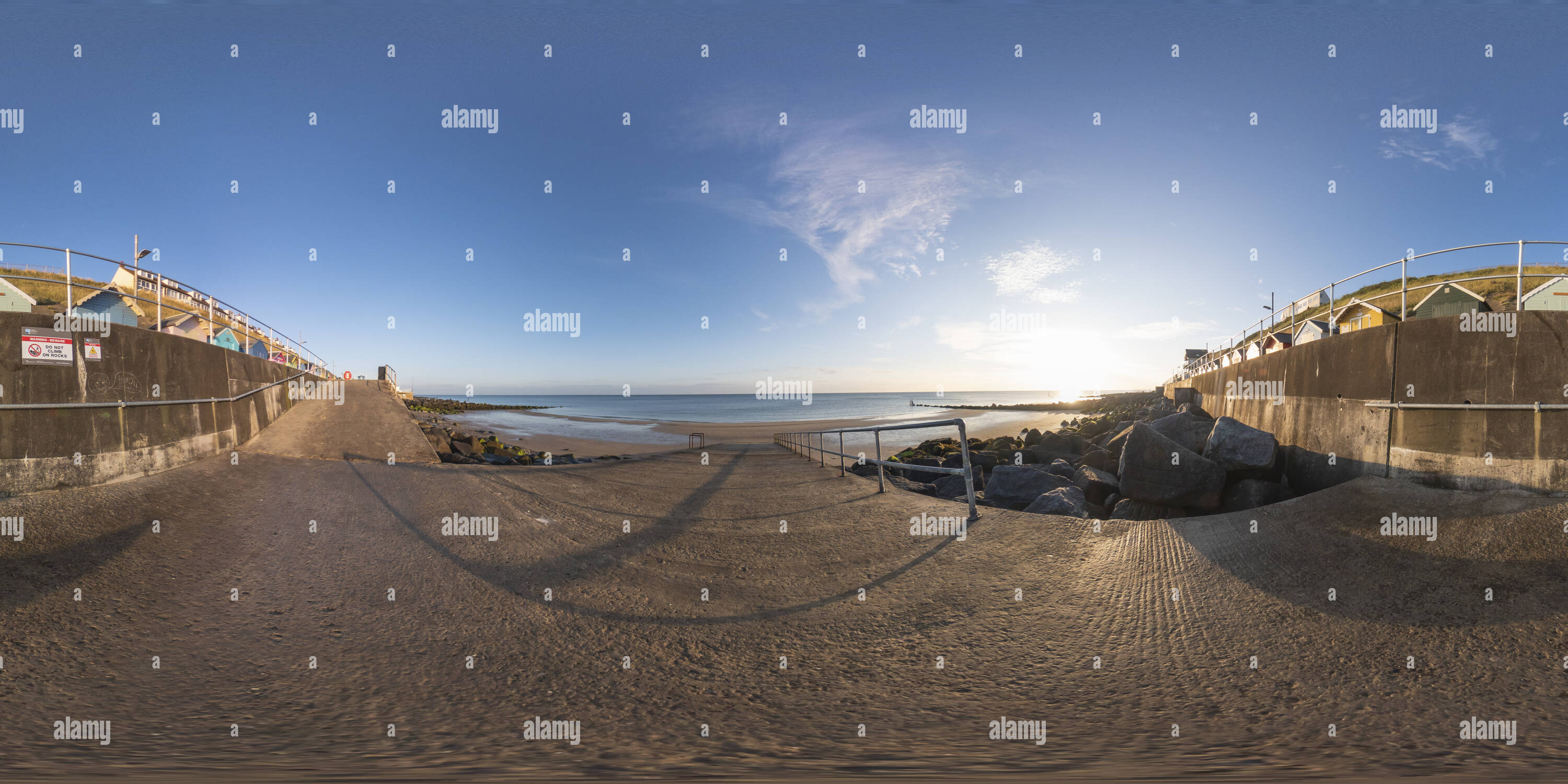 360° view of Early morning on Sheringham Beach, Norfolk - Alamy