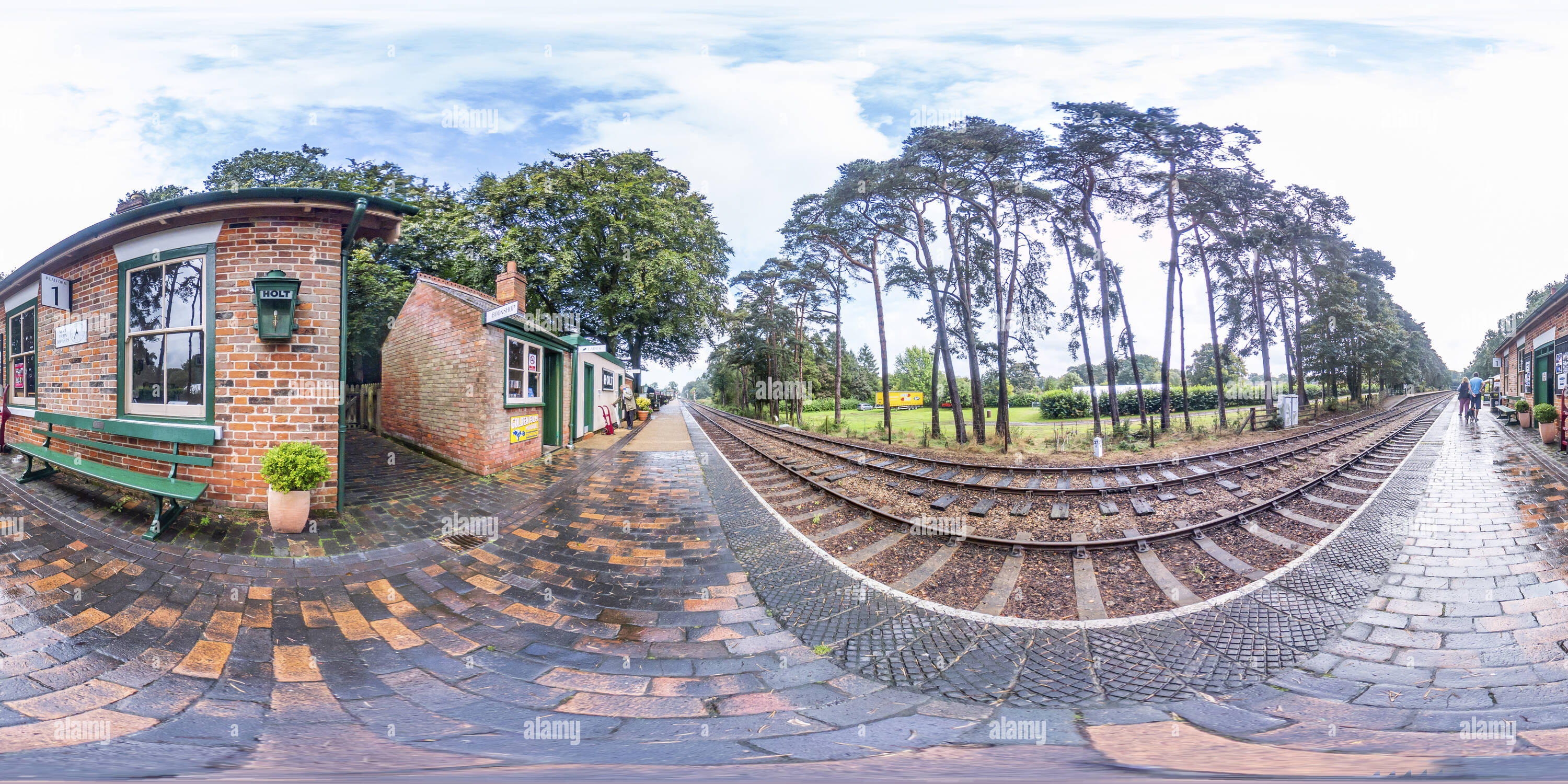 360° view of Holt railway station, Norfolk - Alamy