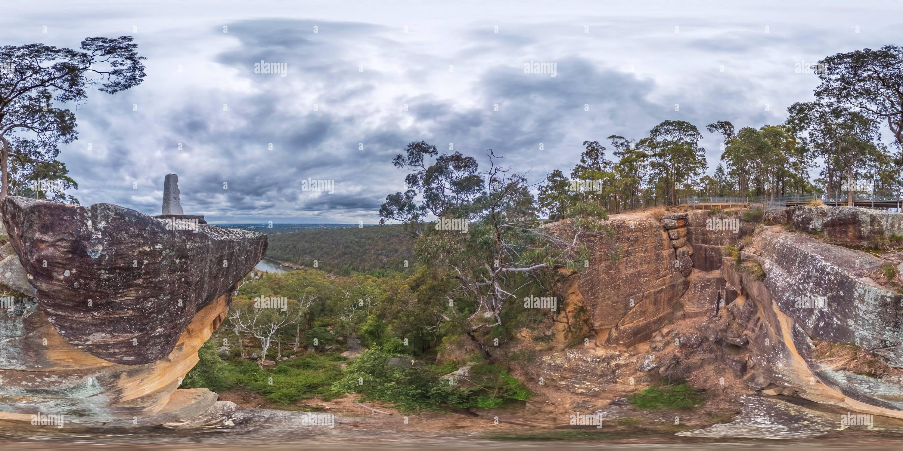 360° view of Spherical panoramic photograph from Portal Lookout ...