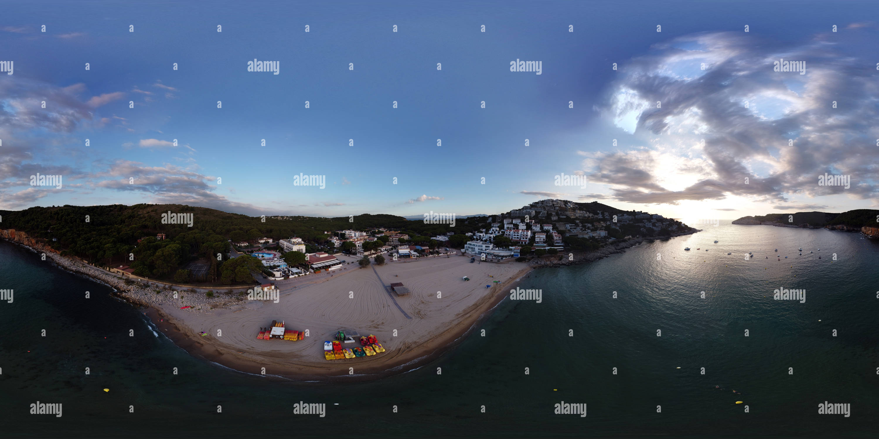 360° view of Cala Montgo (L'Escala - Alamy