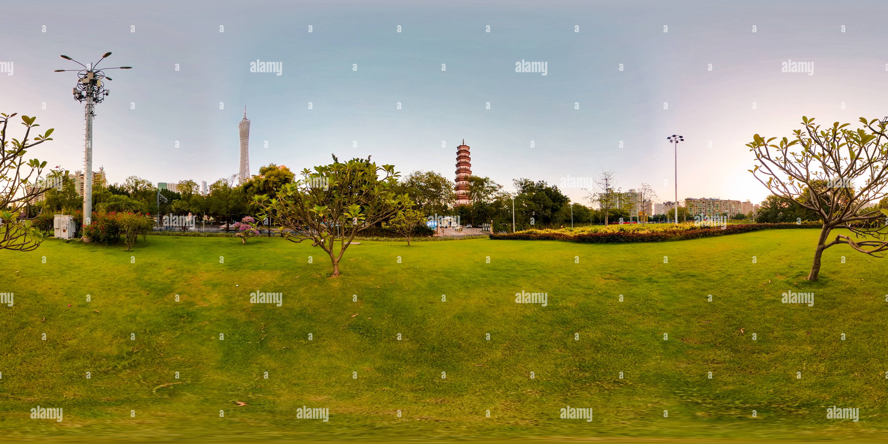 360° view of Chigang Tower and Guangzhou Tower 2 - Alamy