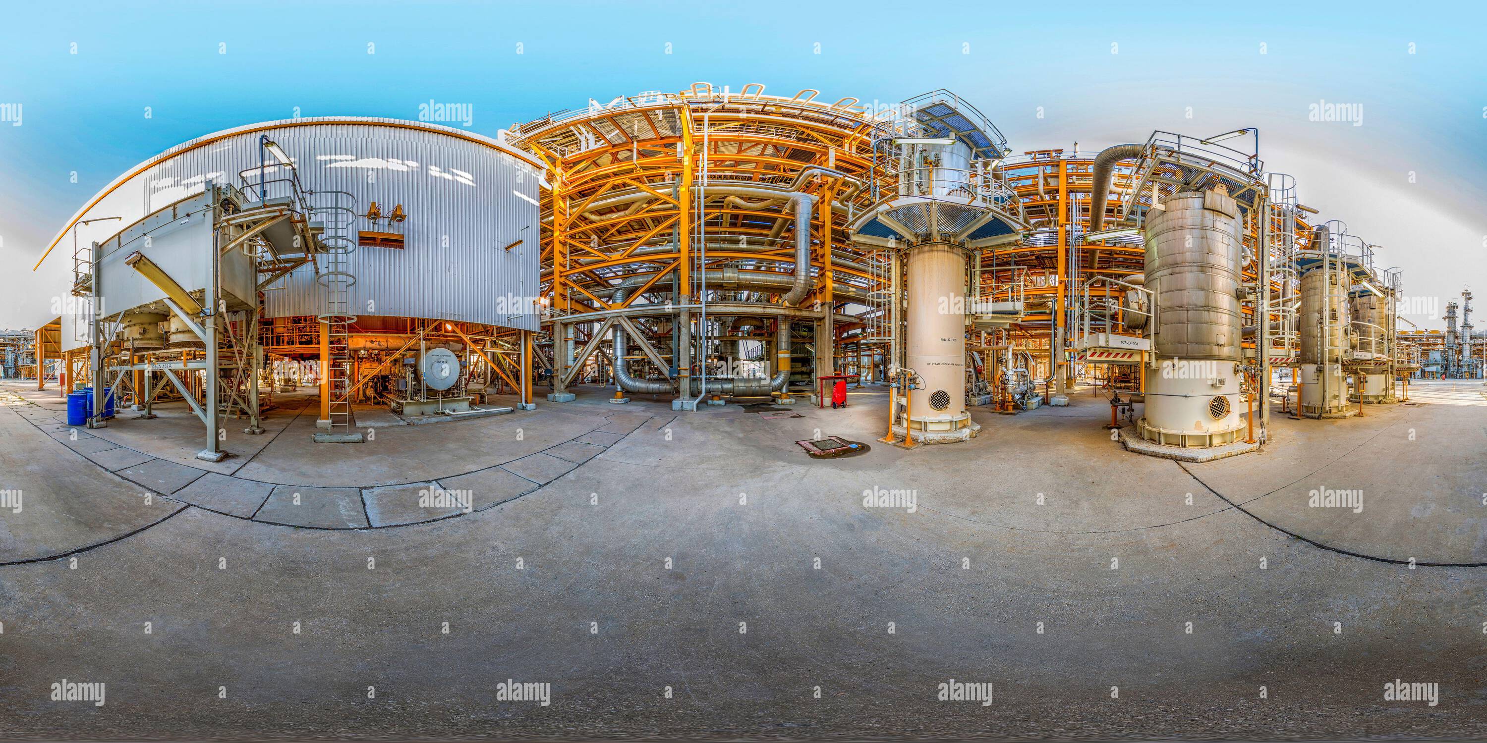 360° view of Ninth refinery of the South Pars Gas Complex - Alamy