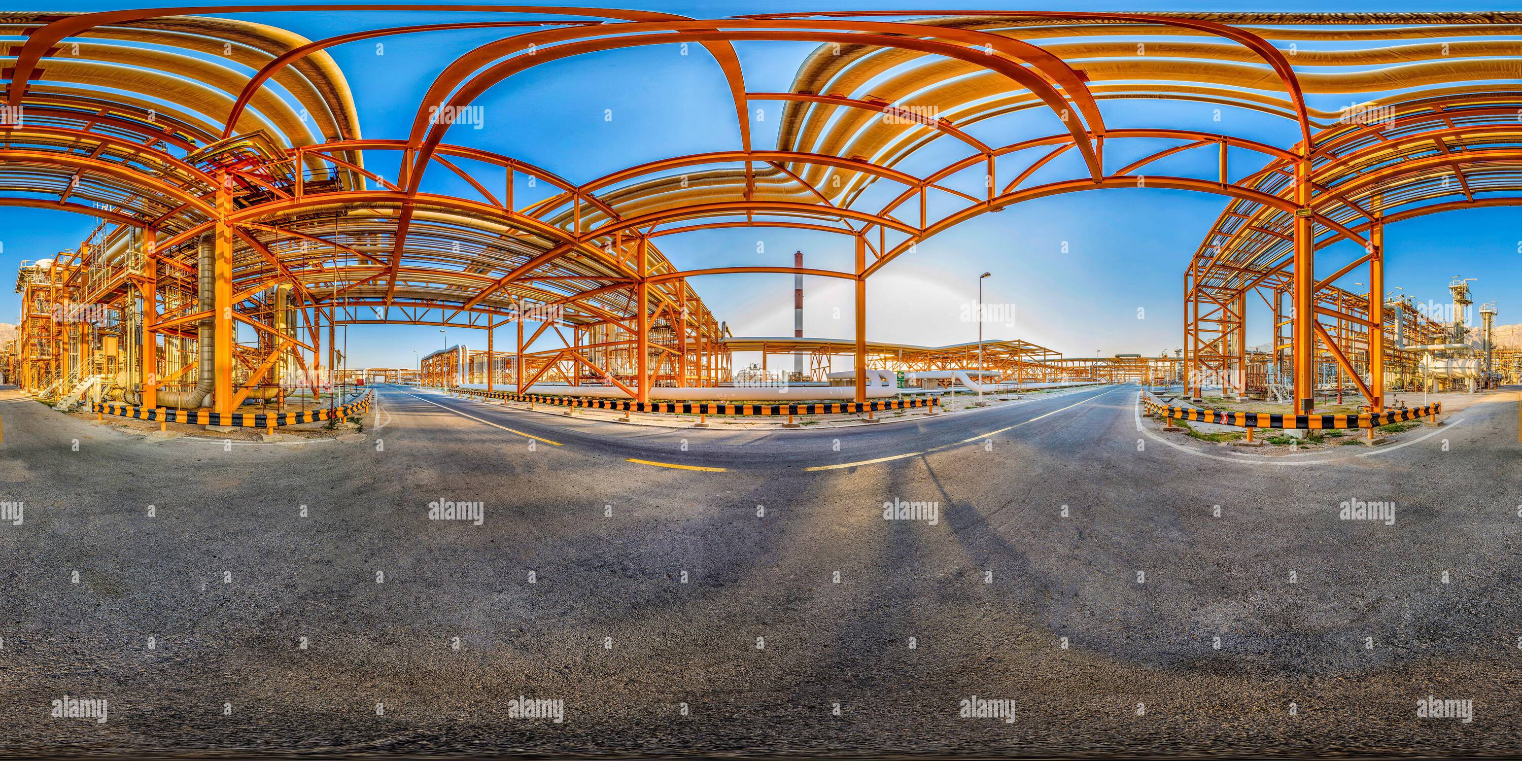 360° view of Ninth refinery of the South Pars Gas Complex - Alamy