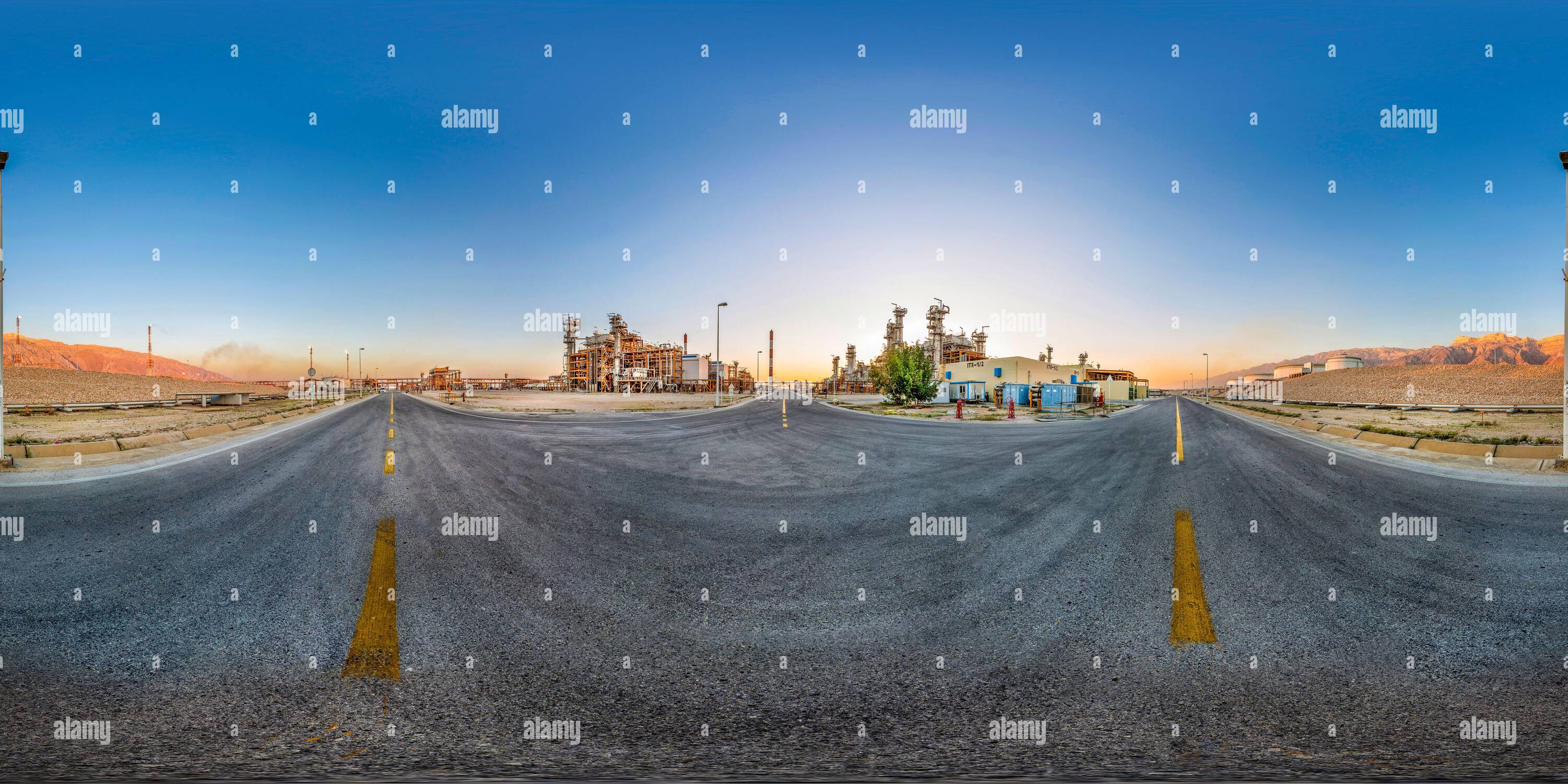 360° view of Ninth refinery of the South Pars Gas Complex - Alamy